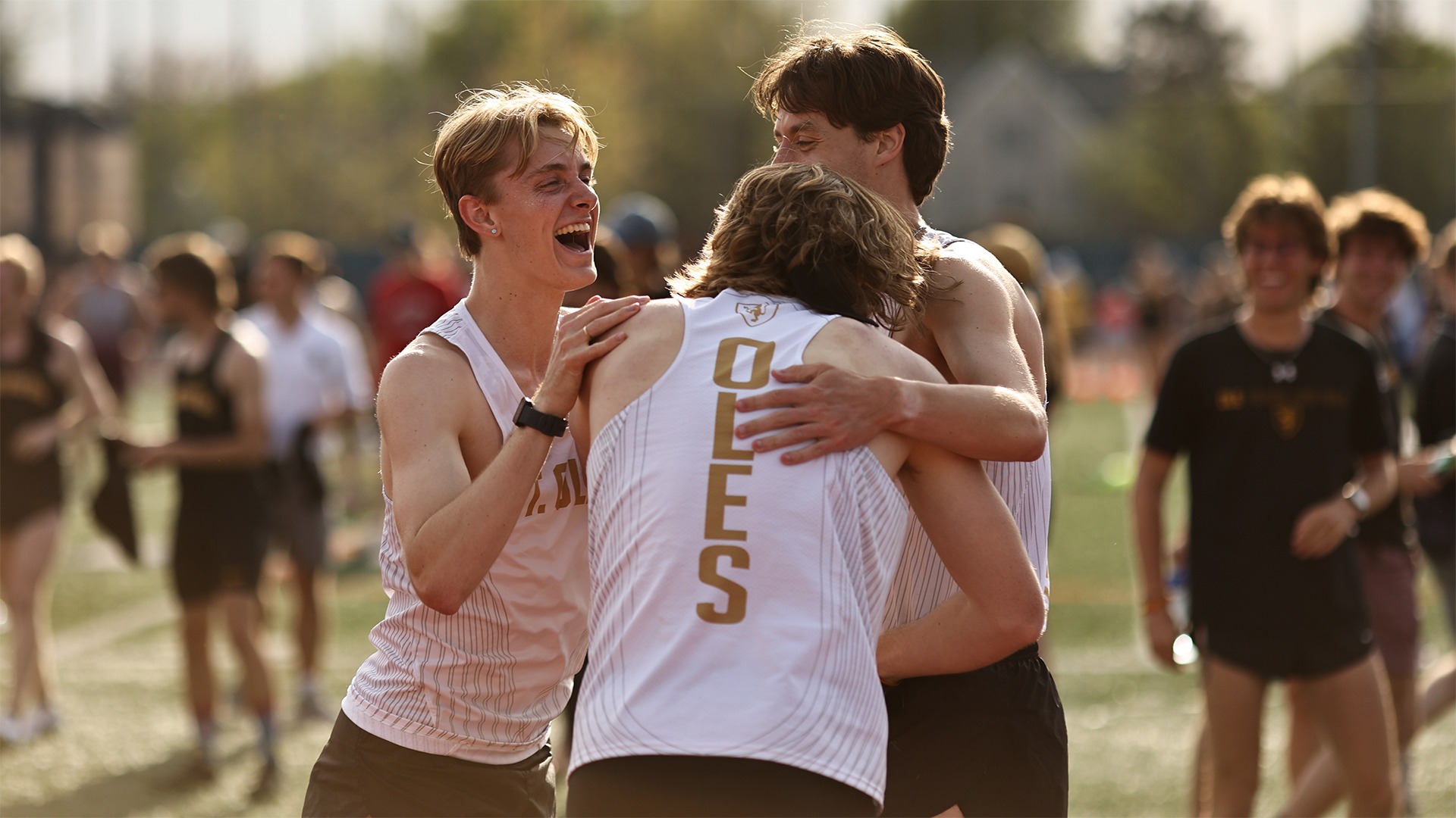Men's track and field's 4x800-meter relay posts top-15 all-time ...