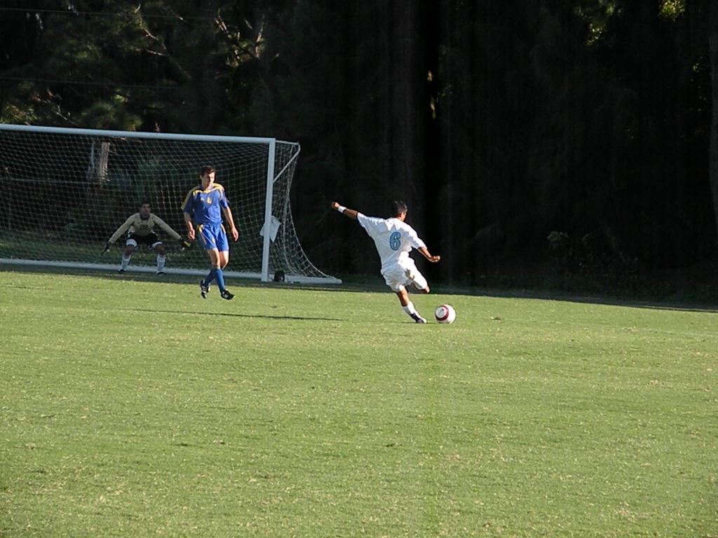 Gabriel Renteria - 2009 - #3 Men's Soccer - St. Thomas University Athletics