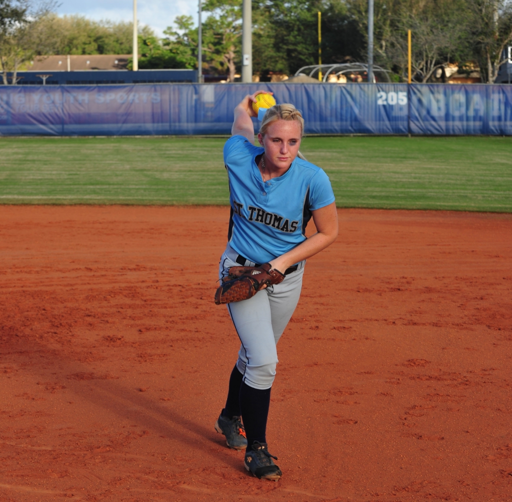 Brenda Emerson - 2014 - Softball - St. Thomas University Athletics