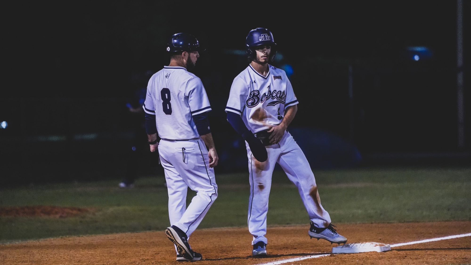 #8 Baseball Drops First Game of East/West Challenge to #16 Vanguard ...