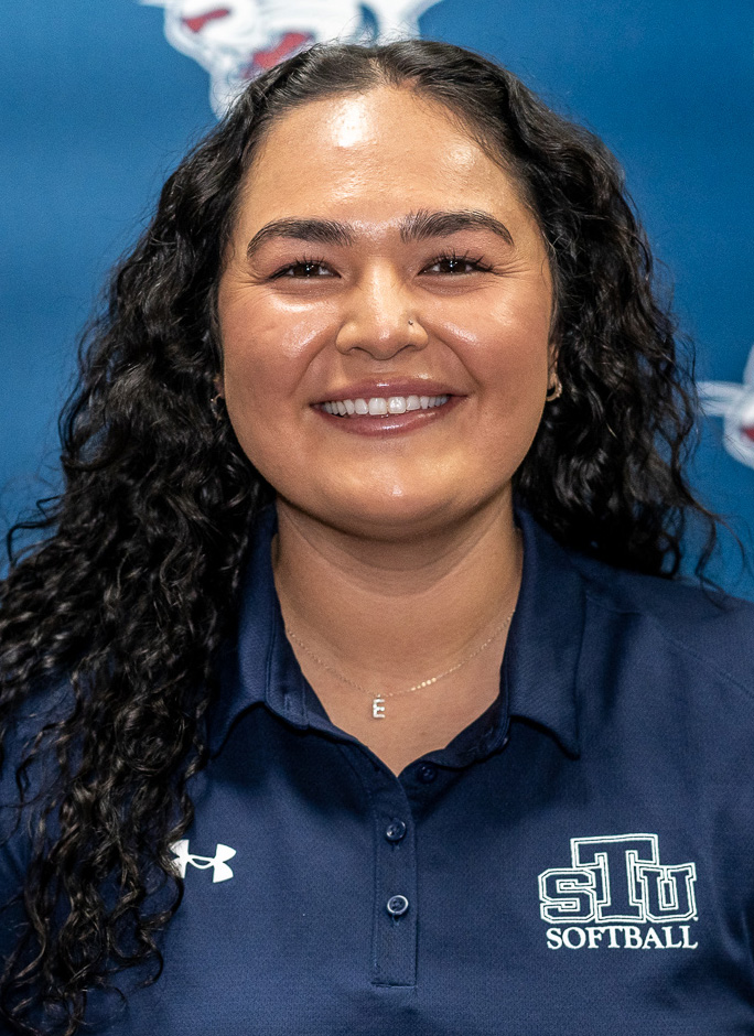 Erica Winter - Assistant Coach - #19 Softball Coaches - St. Thomas ...