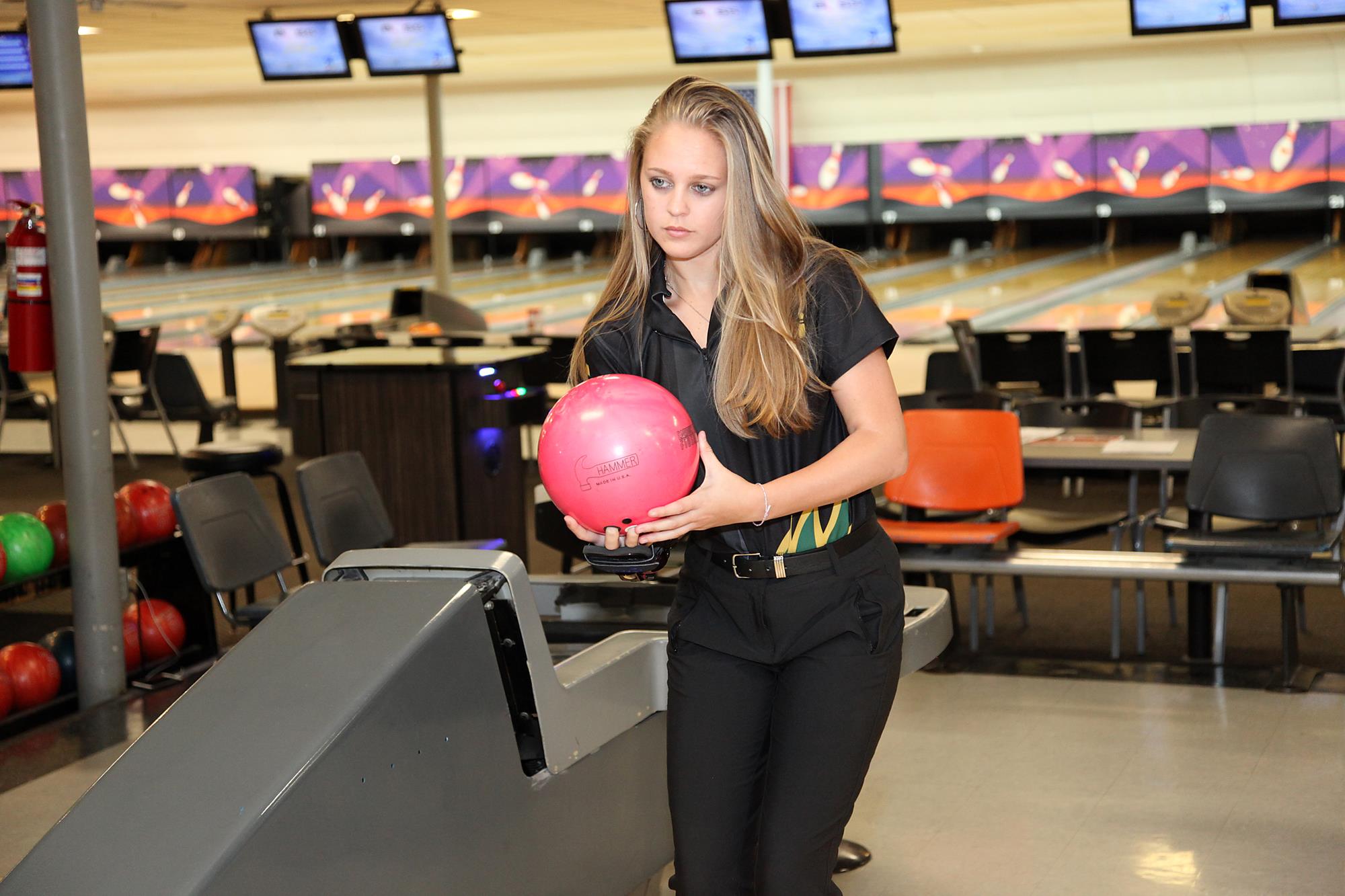 Kayla Grudinsky - Women's Bowling - Saint Vincent College