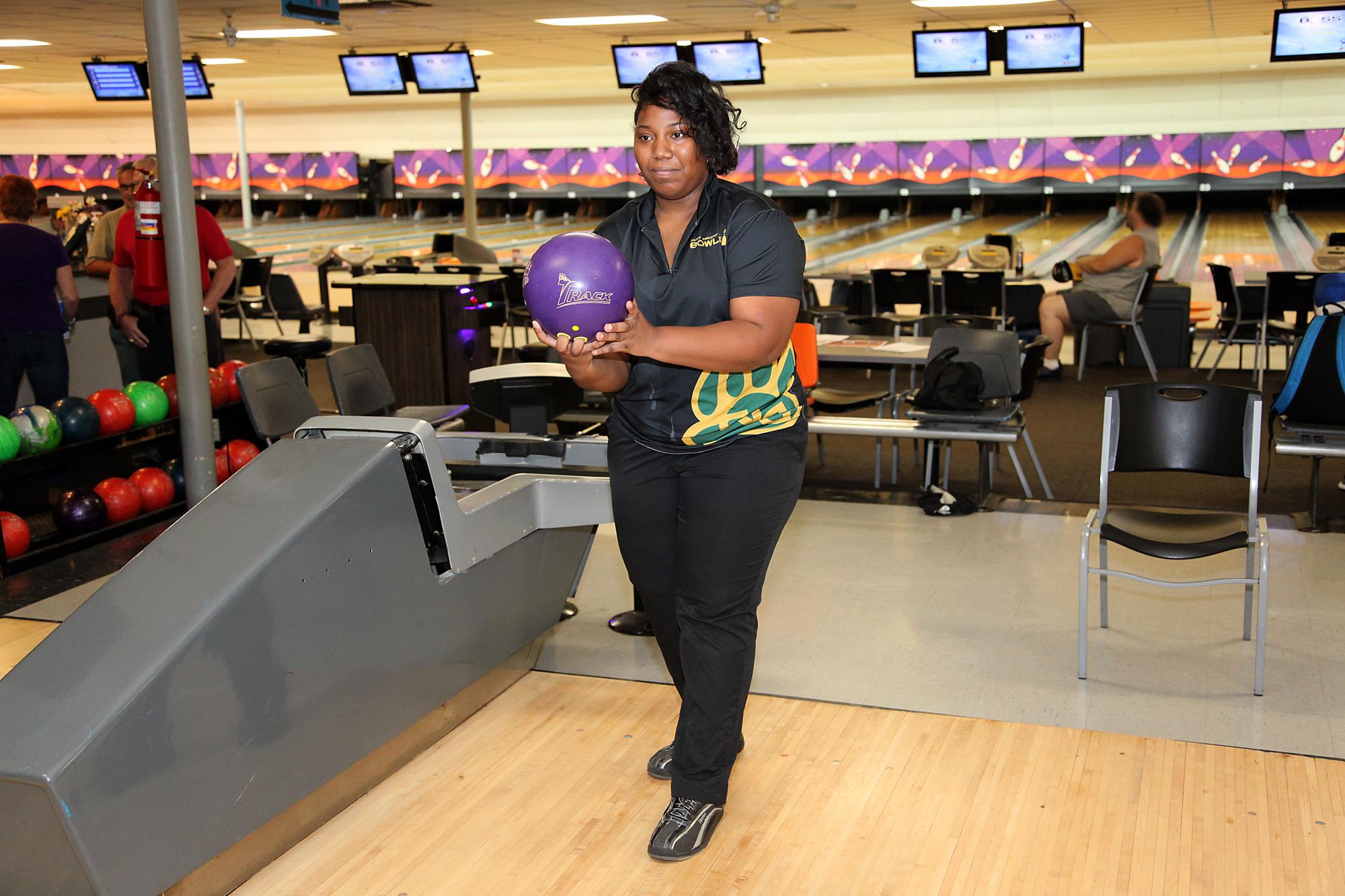 Lexi Cobbin - Women's Bowling - Saint Vincent College