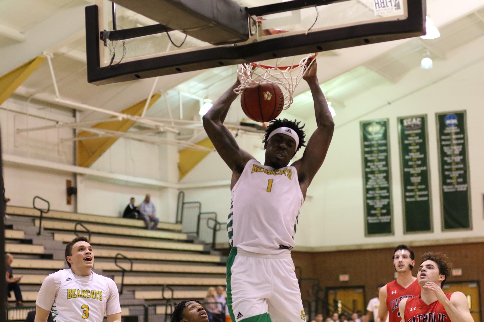Shemar Bennett - Men's Basketball - Saint Vincent College