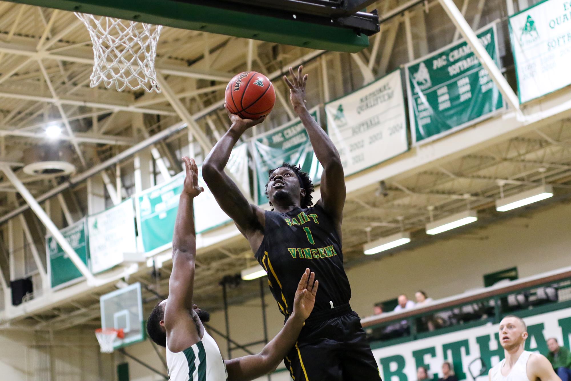 Shemar Bennett - Men's Basketball - Saint Vincent College