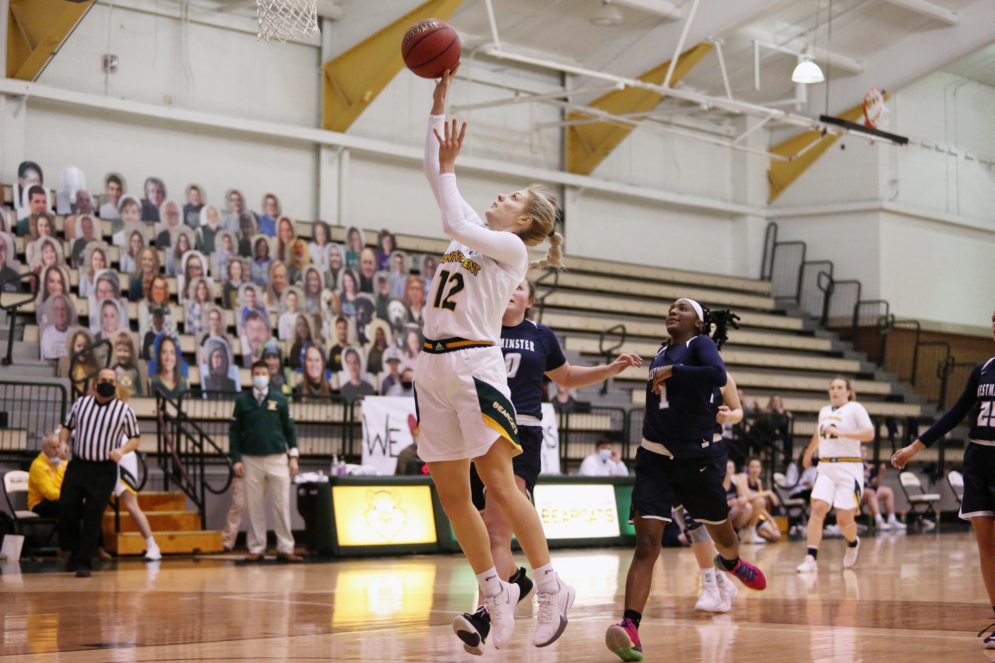 Taylor Geer - Women's Basketball - Saint Vincent College
