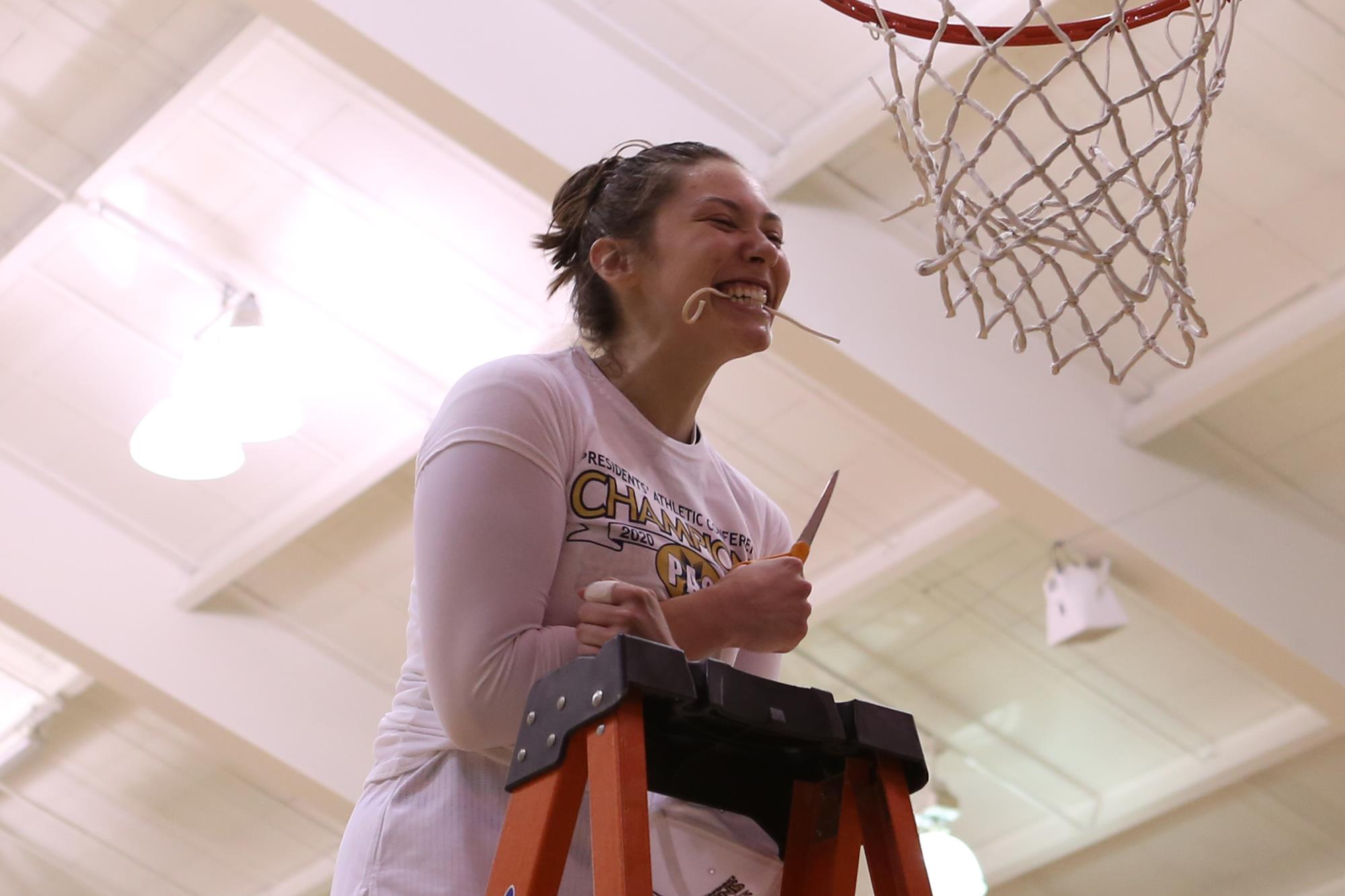 Ella Marconi - Women's Basketball - Saint Vincent College