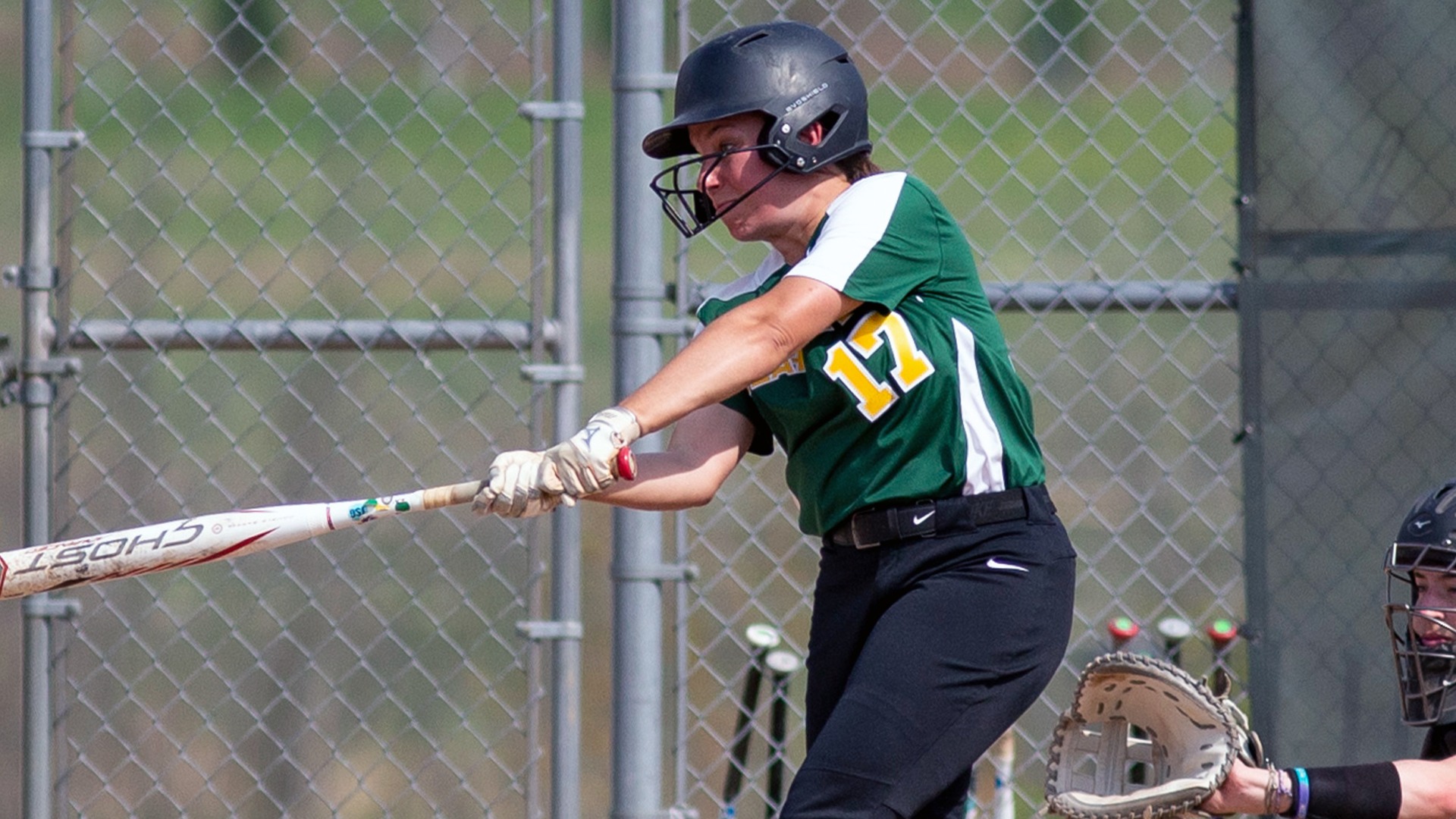 Softball earns road sweep - Saint Vincent College