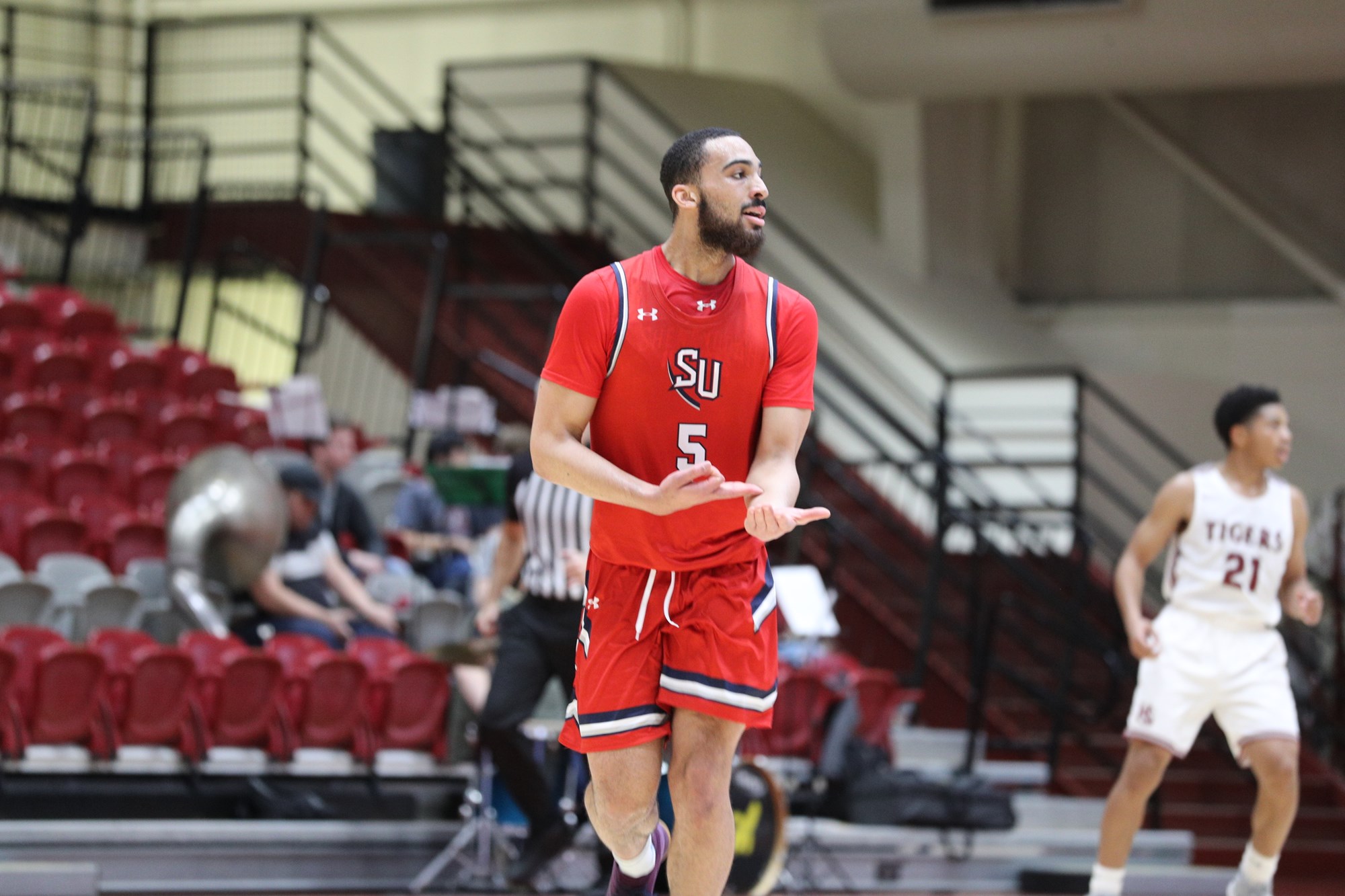 Men's Hoops Drops Tight Contest - Shenandoah University
