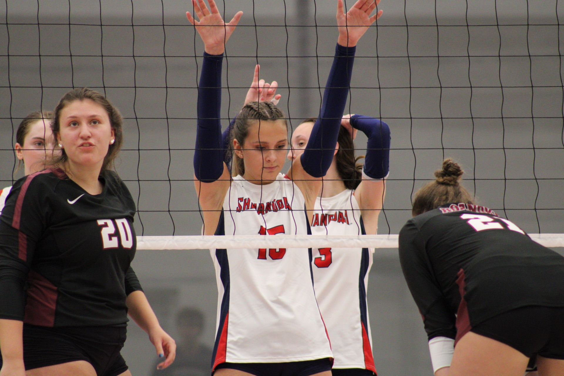 Hornets Fall in Five Sets to Royals - Shenandoah University