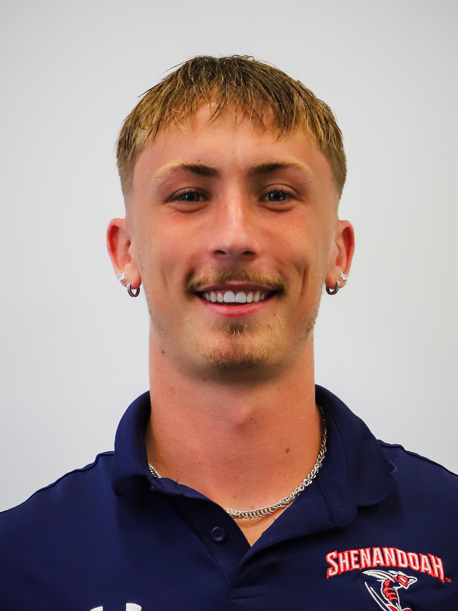 Bobby Davis - Assistant Coach - Men's Soccer Coaches - Shenandoah ...