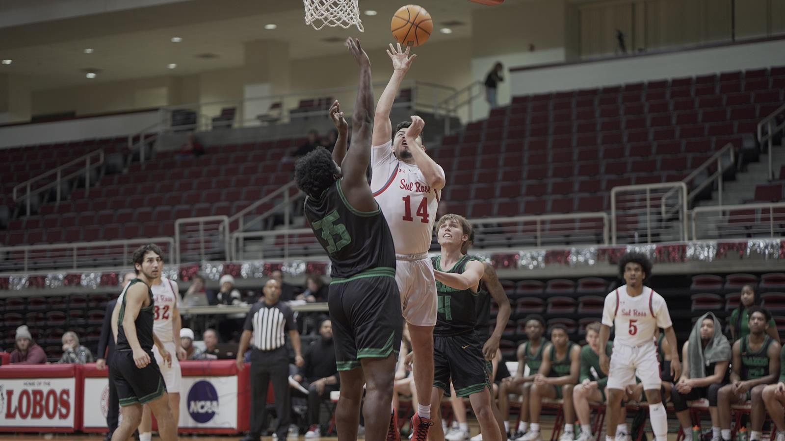Julian Paredes - Men's Basketball - Sul Ross State University Athletics