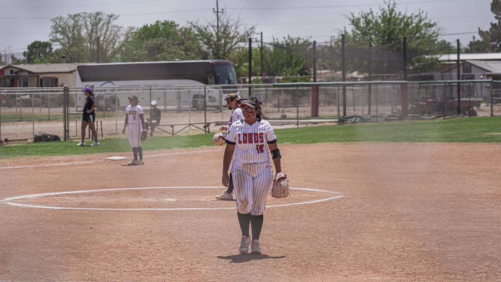 Nadia Valverde - Softball - Sul Ross State University Athletics