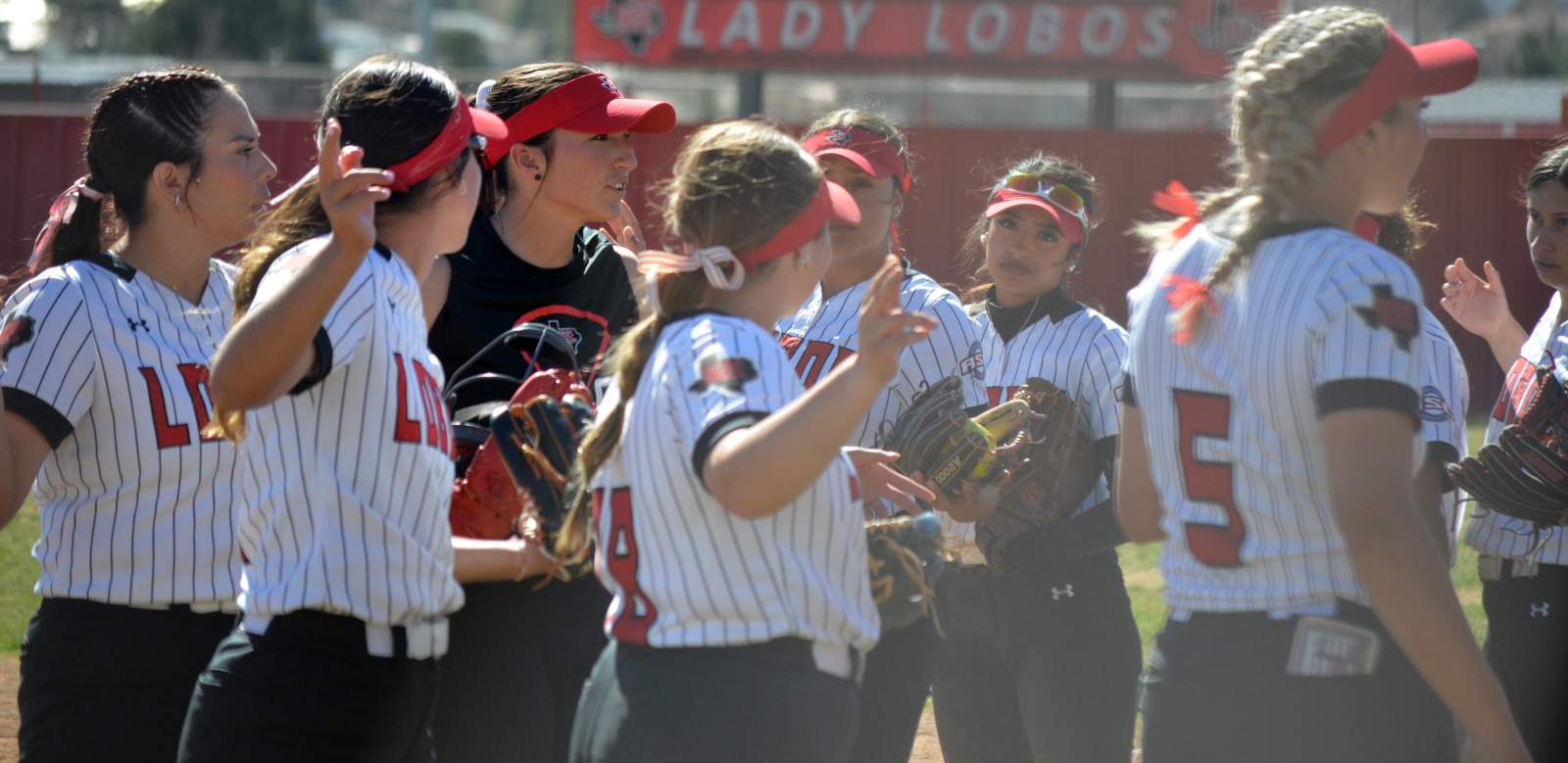 SOFTBALL: Lobos drop close games to LeTourneau - Sul Ross State ...
