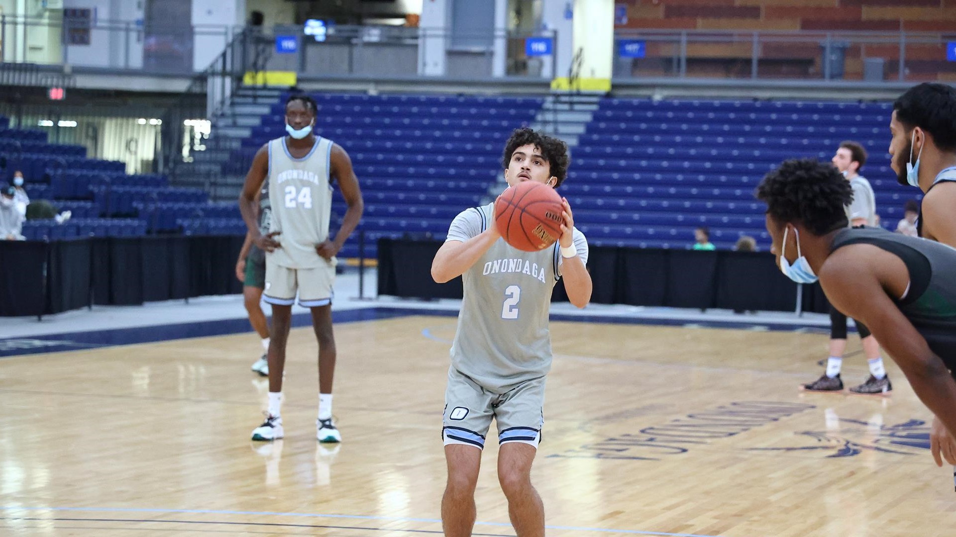 Aiden Retzos - 2022-23 - Men's Basketball - Onondaga Community College ...