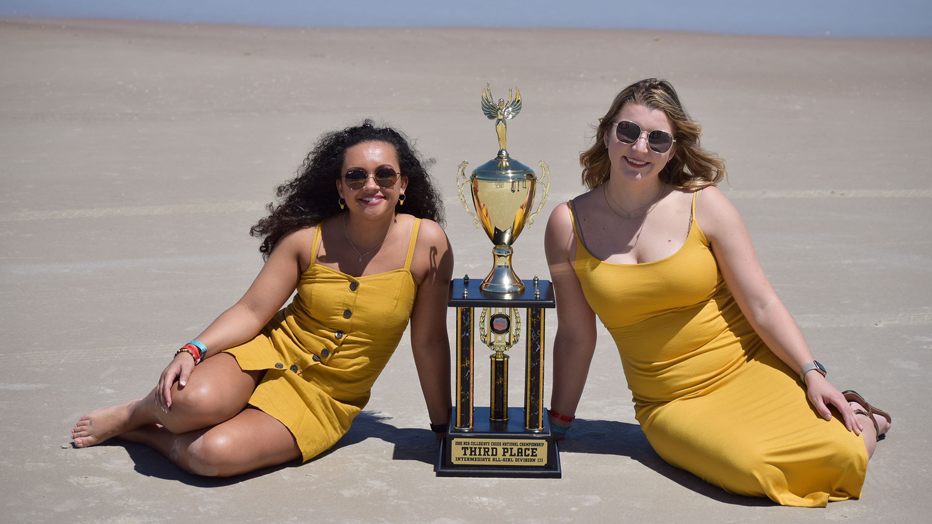 SU Cheer Makes History with Third-Place National Championship ...