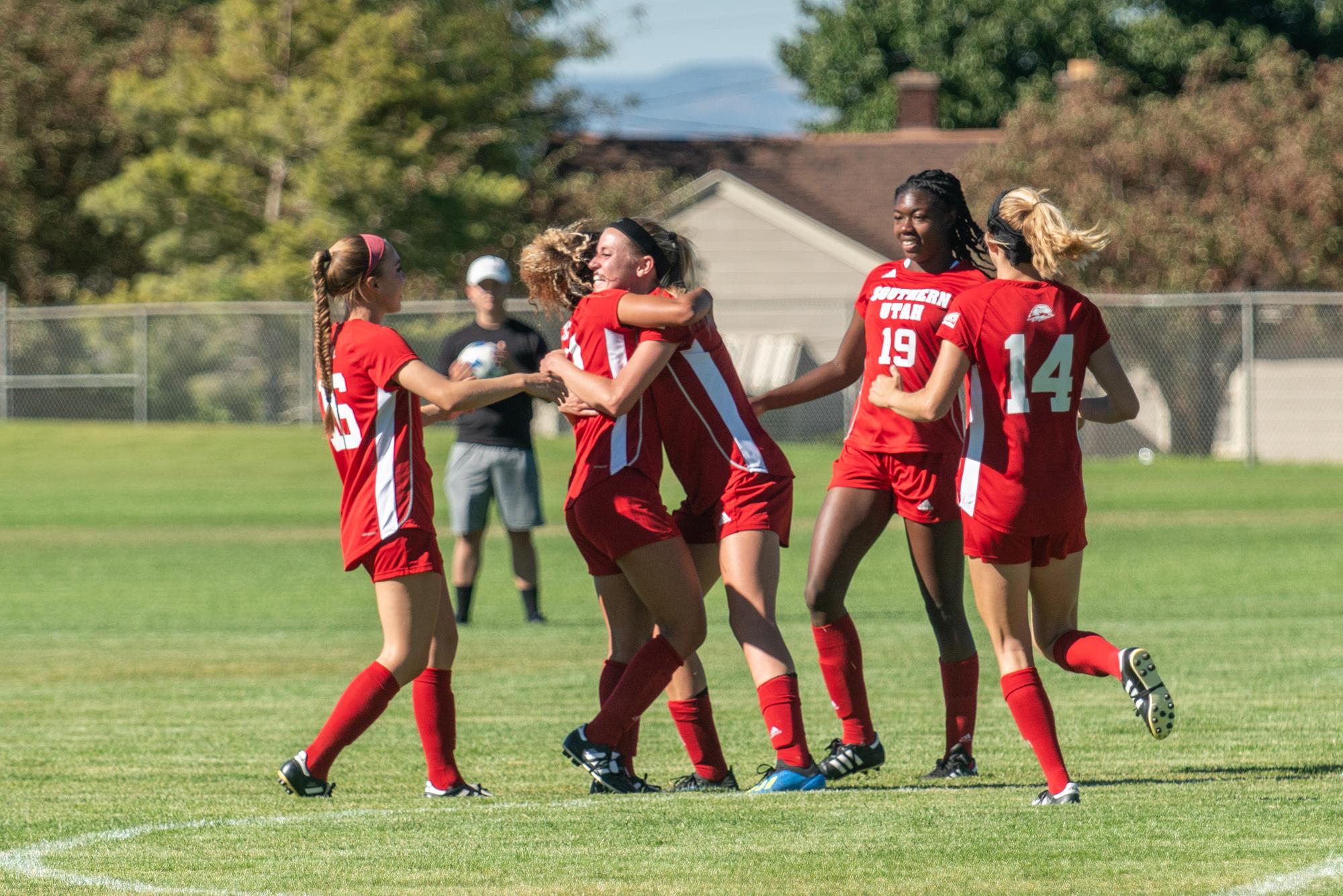 MaKenzie Lawrence - Women's Soccer - Southern Utah University Athletics
