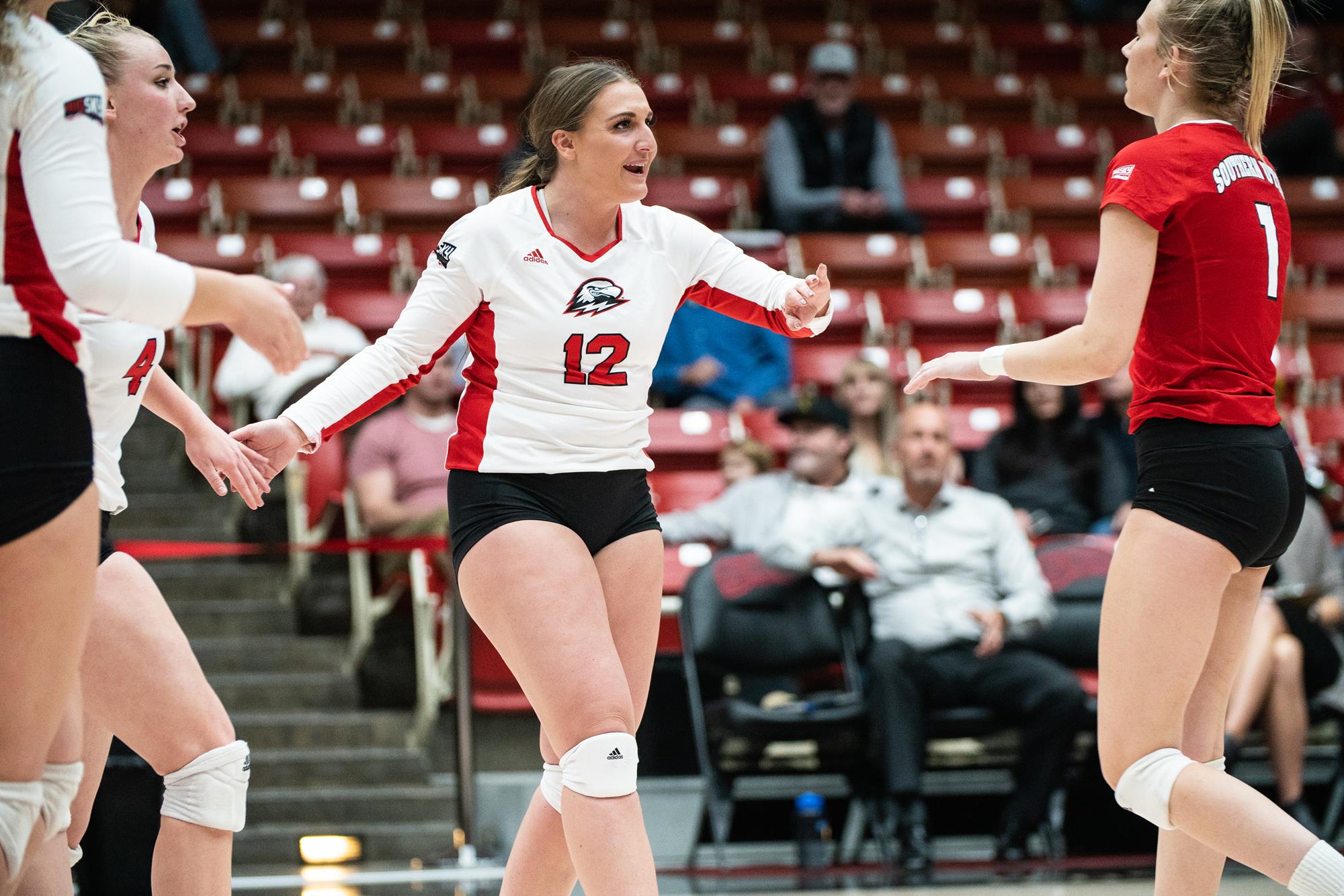 Rylee Rogers - Women's Volleyball - Southern Utah University Athletics