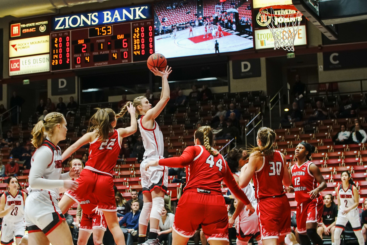 Ashley Larsen - Women's Basketball - Southern Utah University Athletics