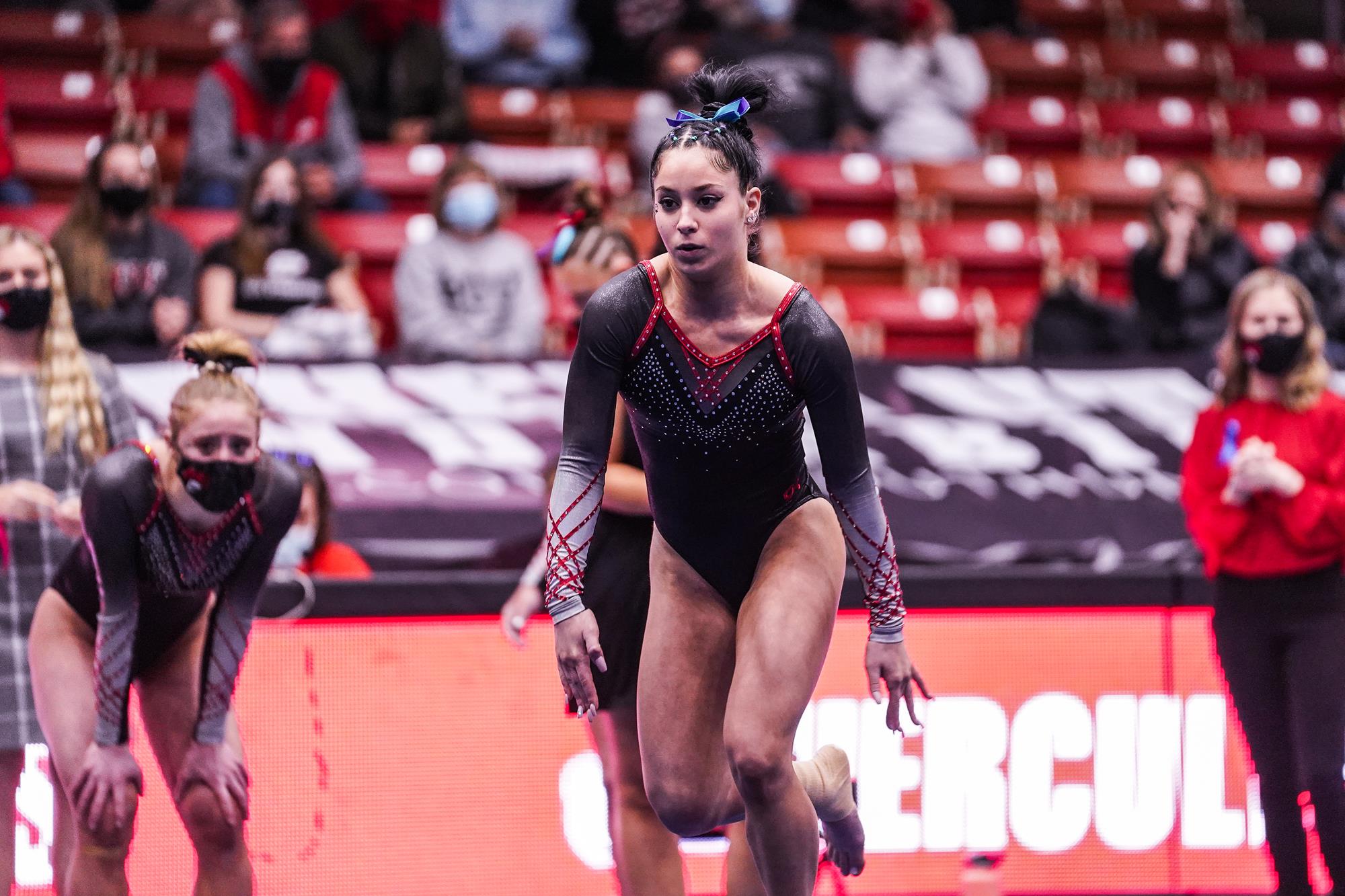 Hailey Vultaggio - Women's Gymnastics - Southern Utah University Athletics