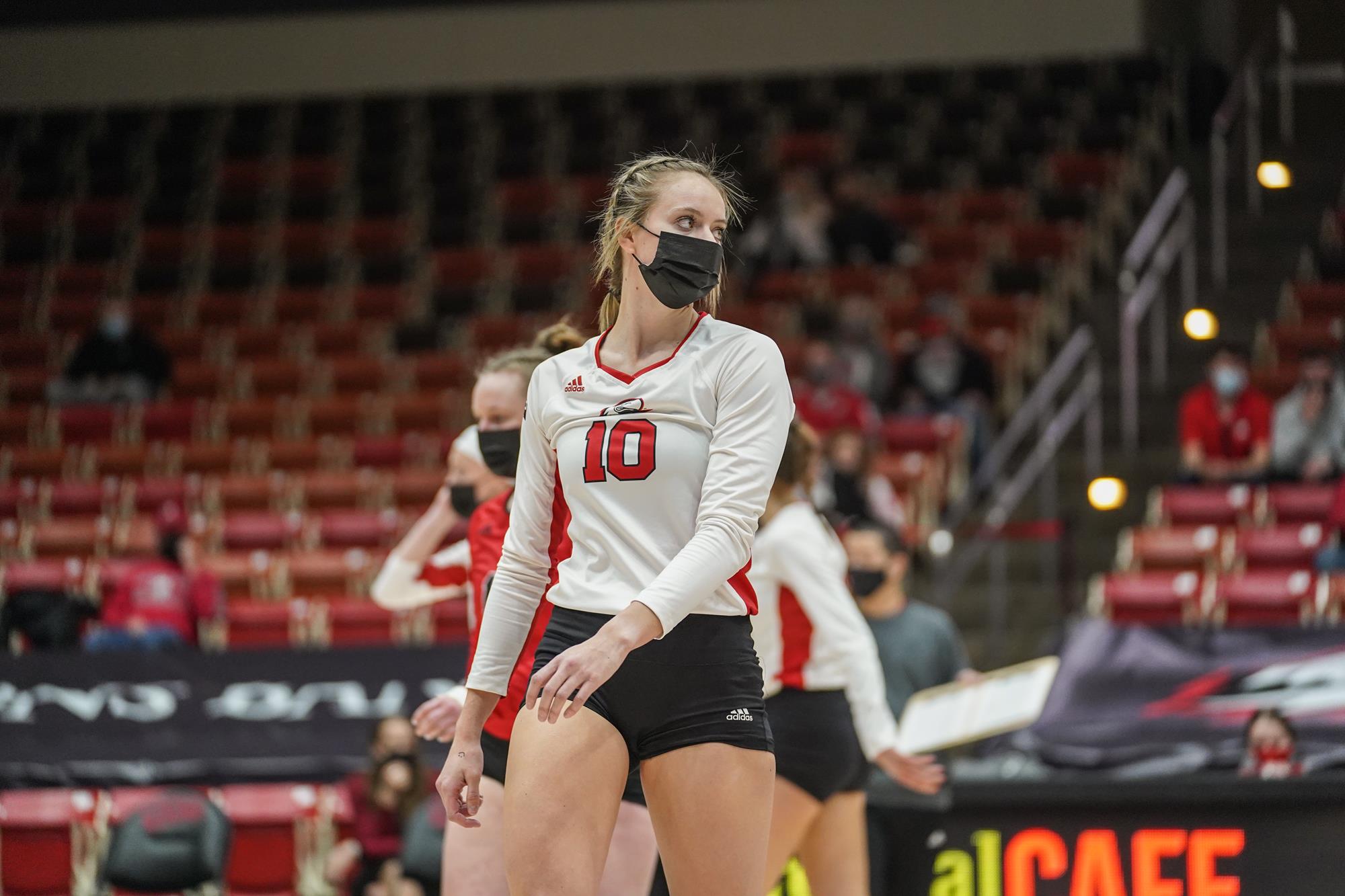 Stacey Hone - Women's Volleyball - Southern Utah University Athletics
