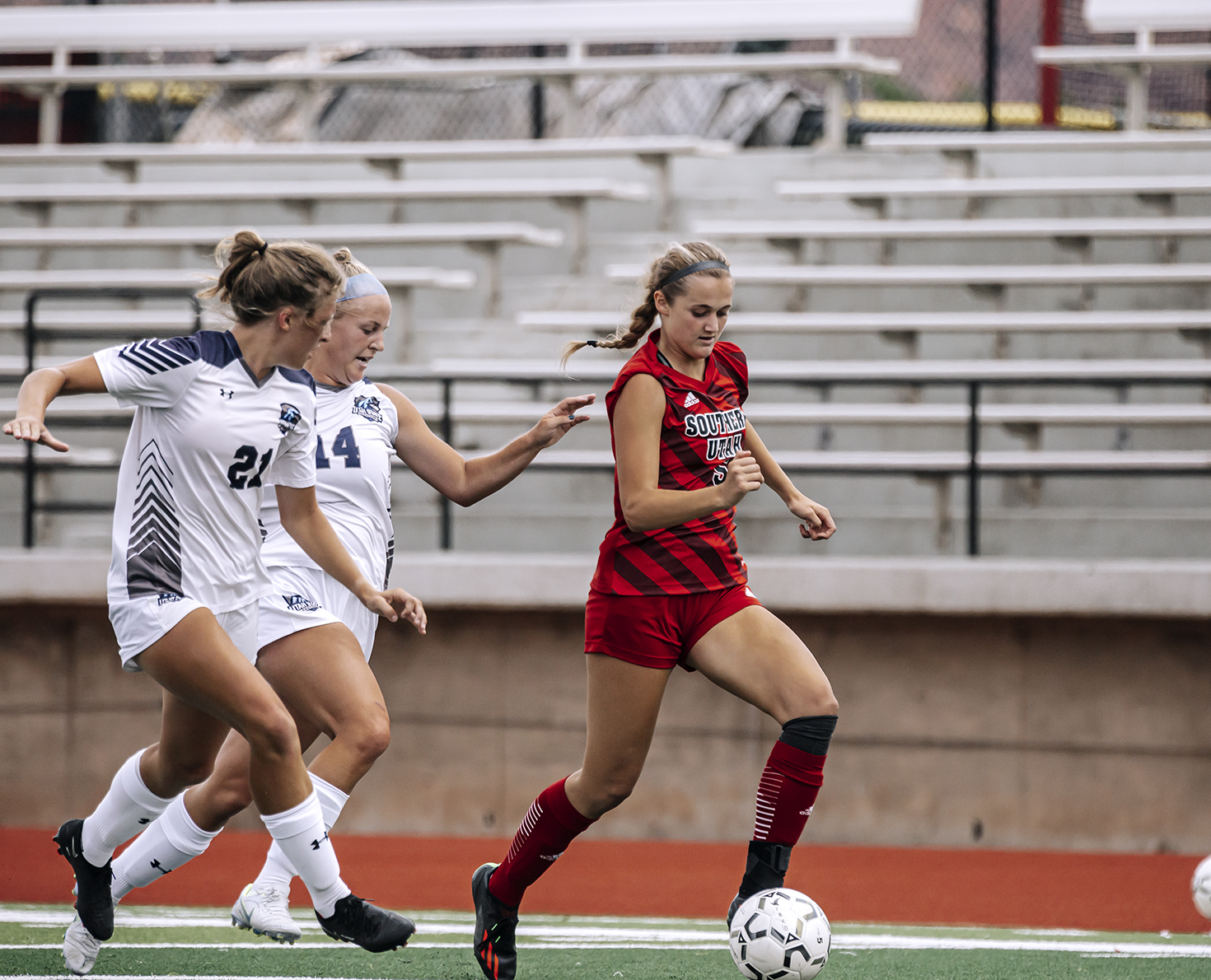 Annie Haycock - Women's Soccer - Southern Utah University Athletics