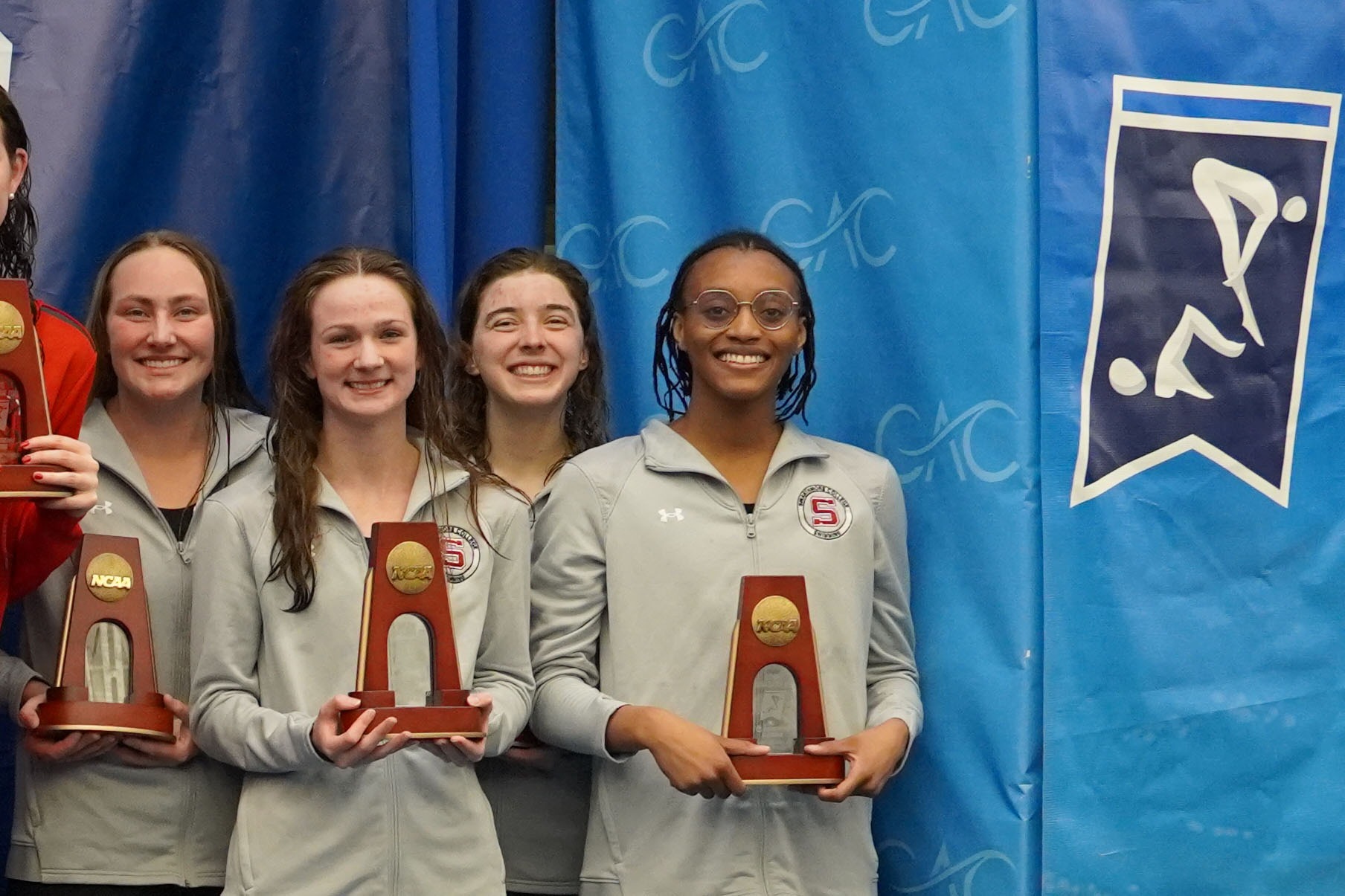 No. 17 Women's Swimming Has Strong Showing Versus Top Competition at D3 ...