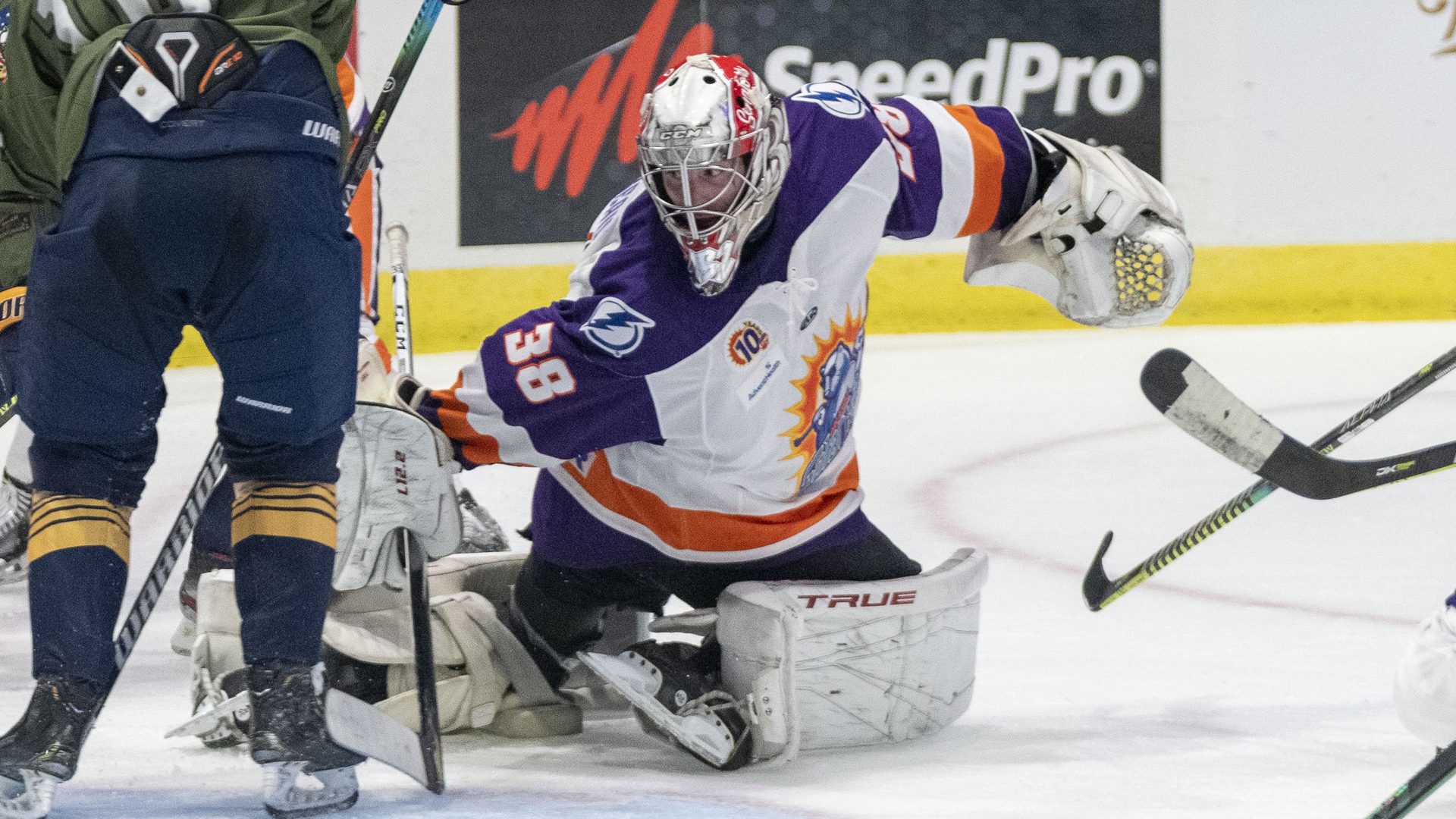Syracuse Crunch Sign Goaltender Alex Dubeau to PTO - Syracuse Crunch