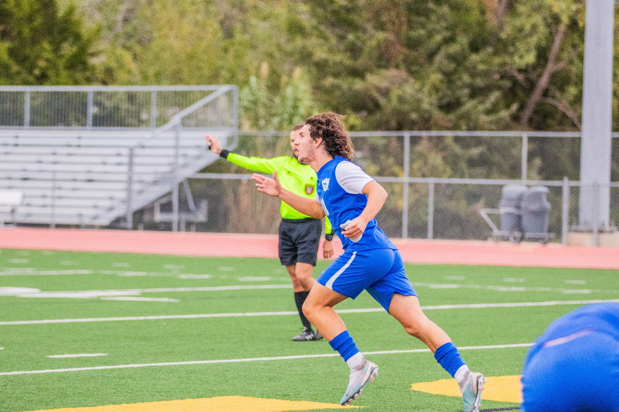 A DOMINANT DISPLAY FOR THE BLUEJAYS AGAINST THE SWEDES - Tabor College