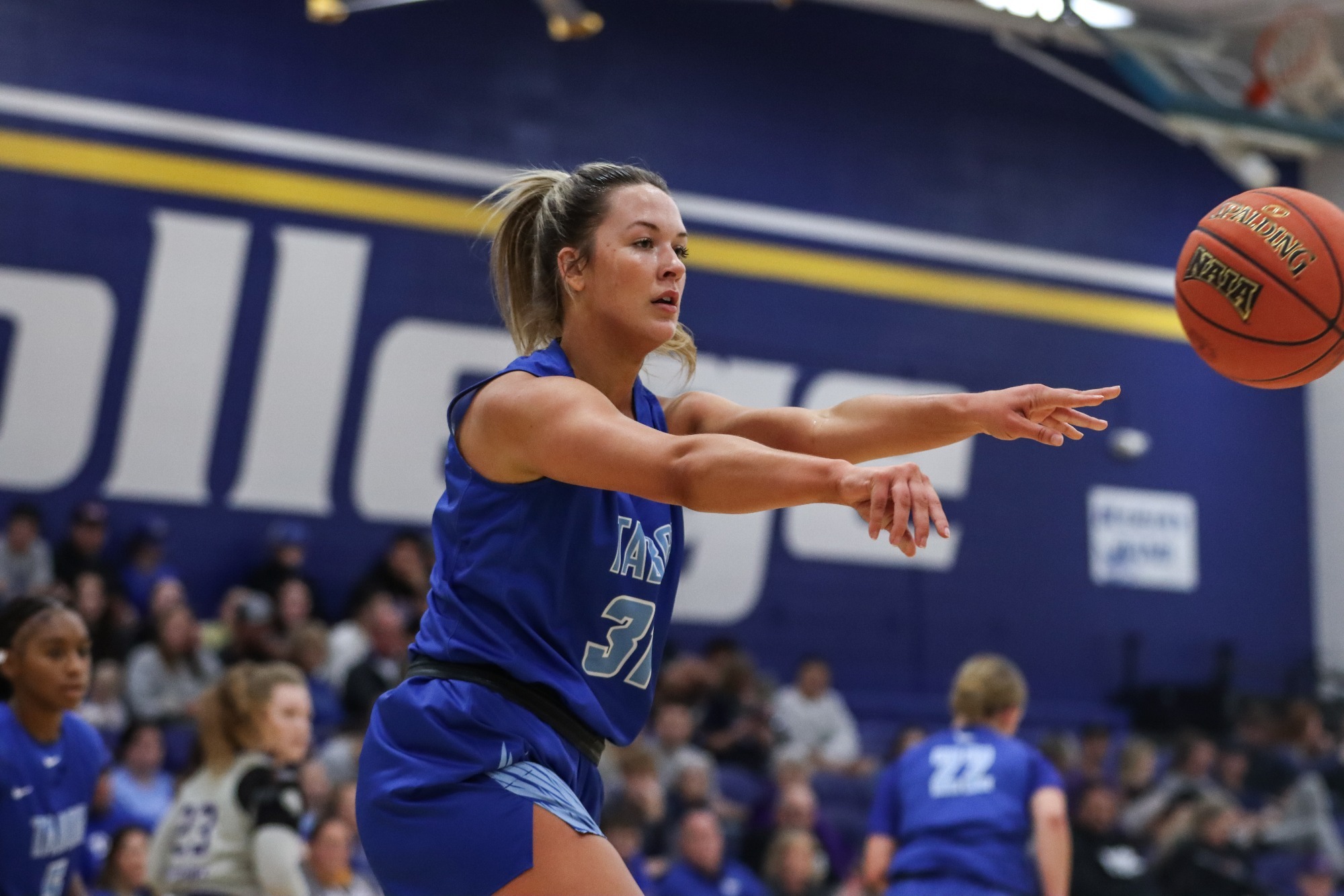 BLUEJAYS ADD ANOTHER CONFERENCE WIN, BEATING KWU - Tabor College