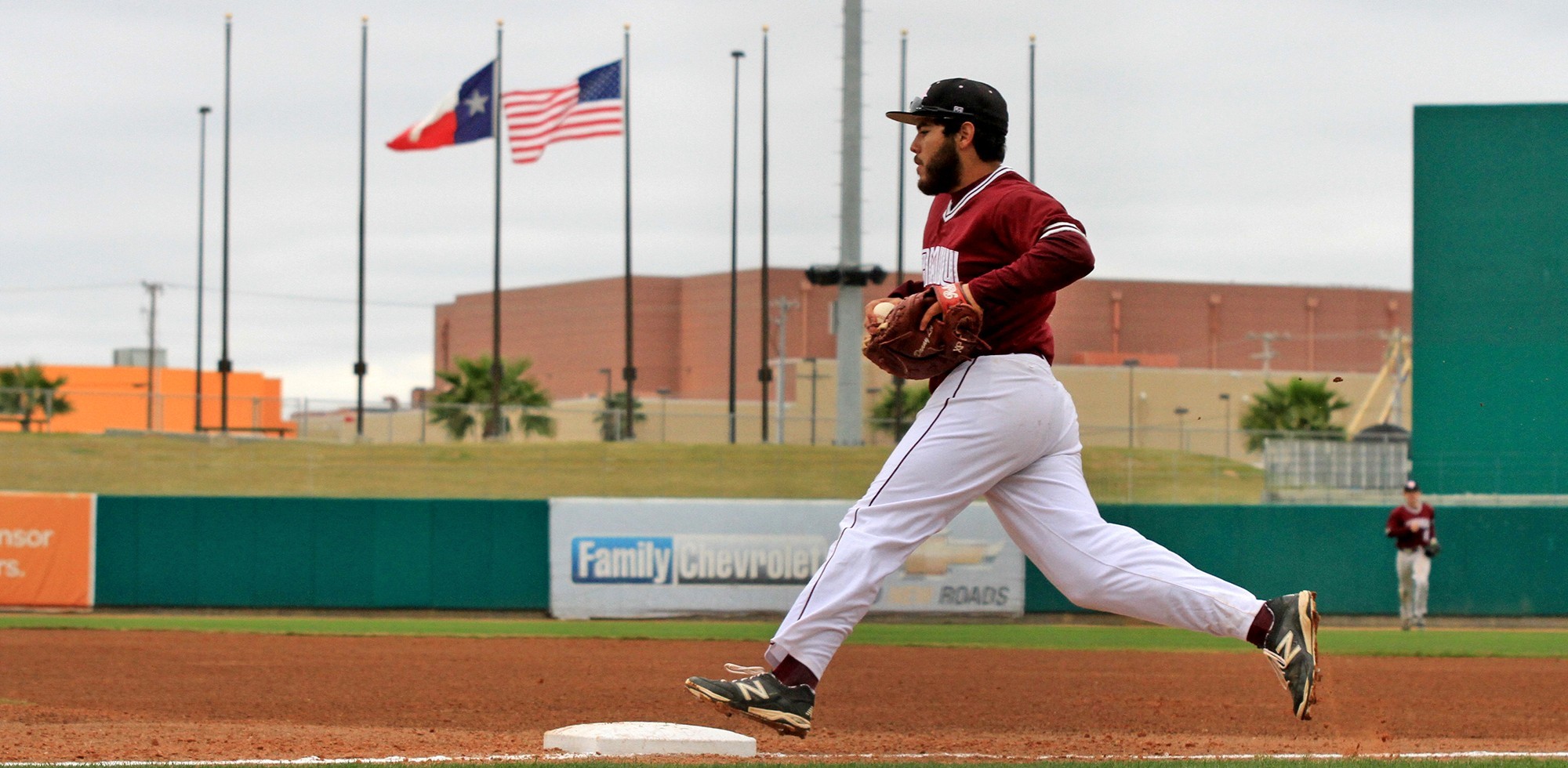 Michael Colorado - Baseball - Texas A&M International University Athletics