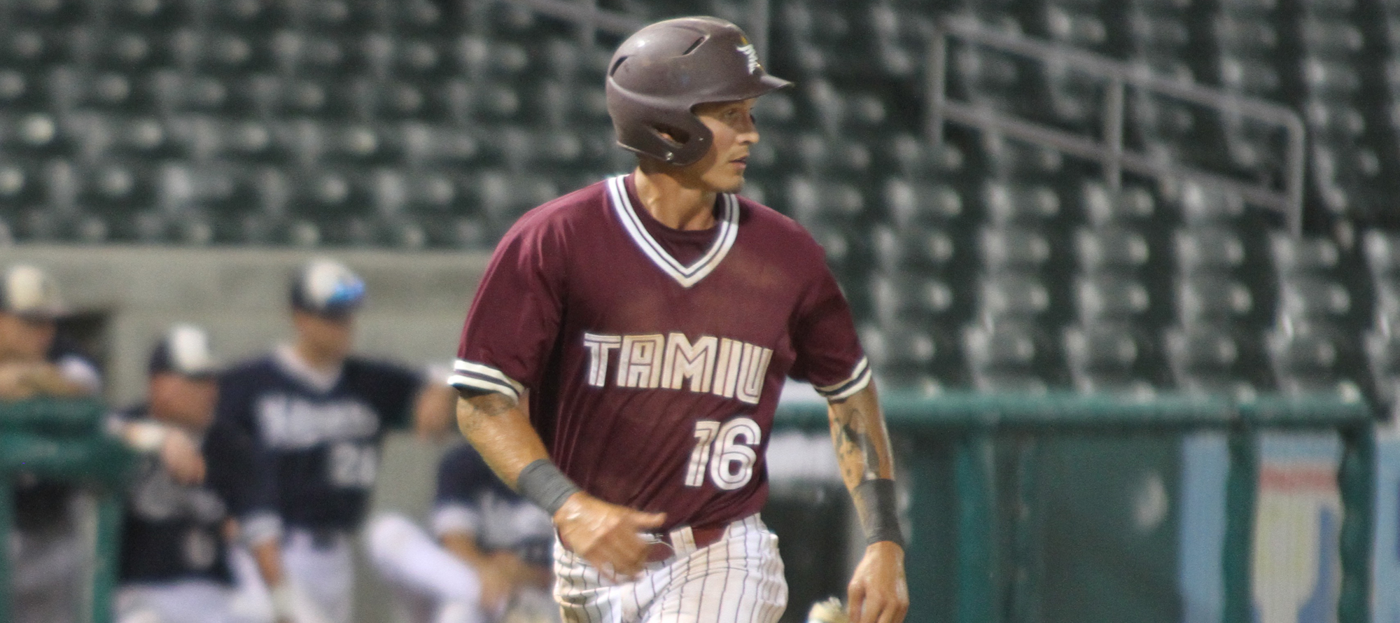 Nathan Halas - Baseball - Texas A&M International University Athletics