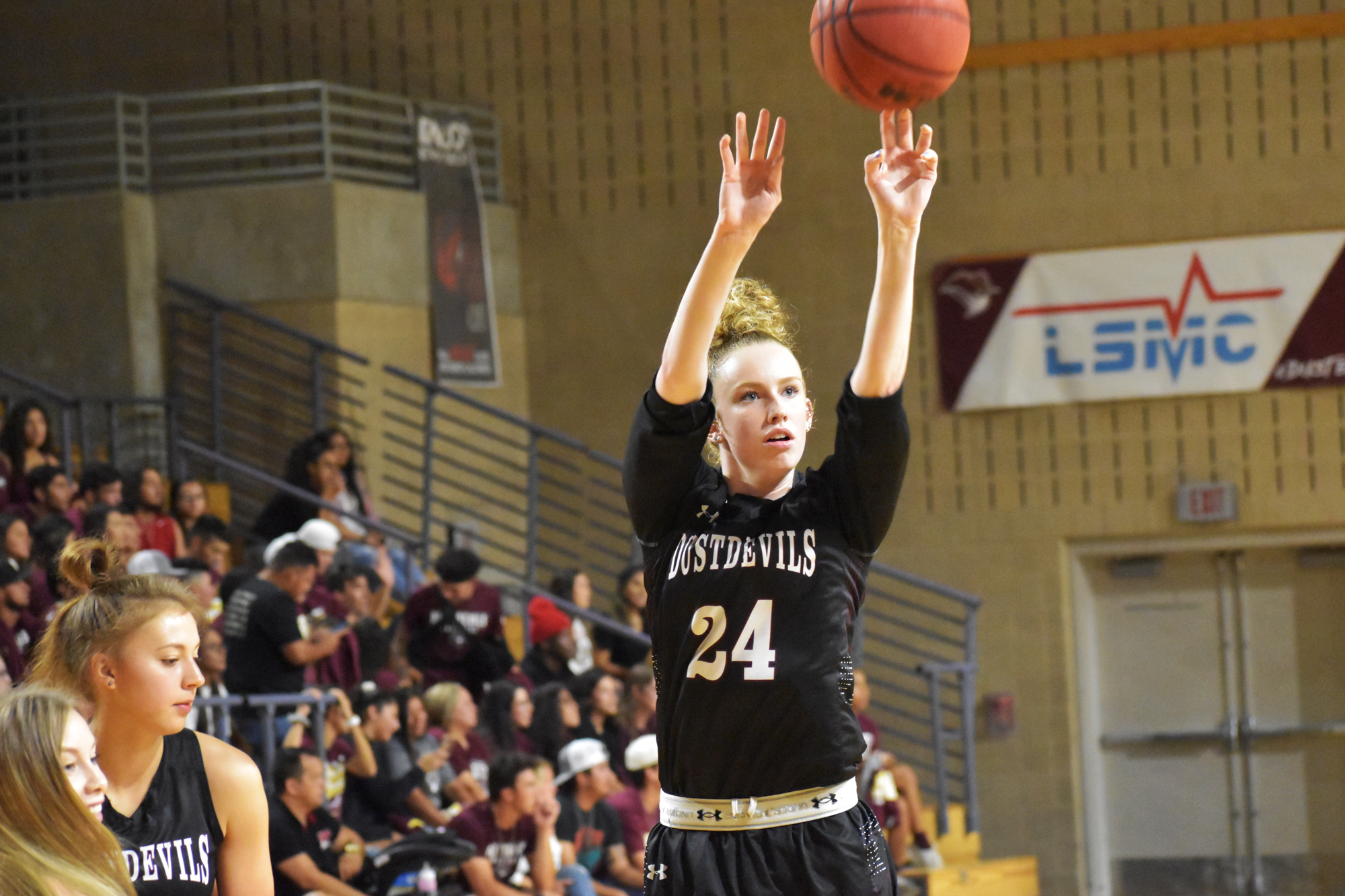 Eva Langton - Women's Basketball - Texas A&M International University ...