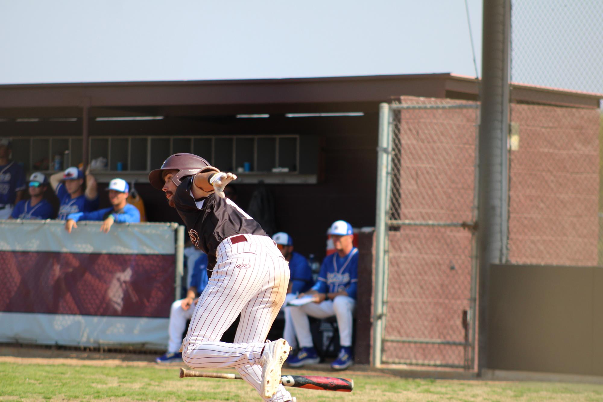 Daniel Hernandez - Baseball - Texas A&M International University Athletics