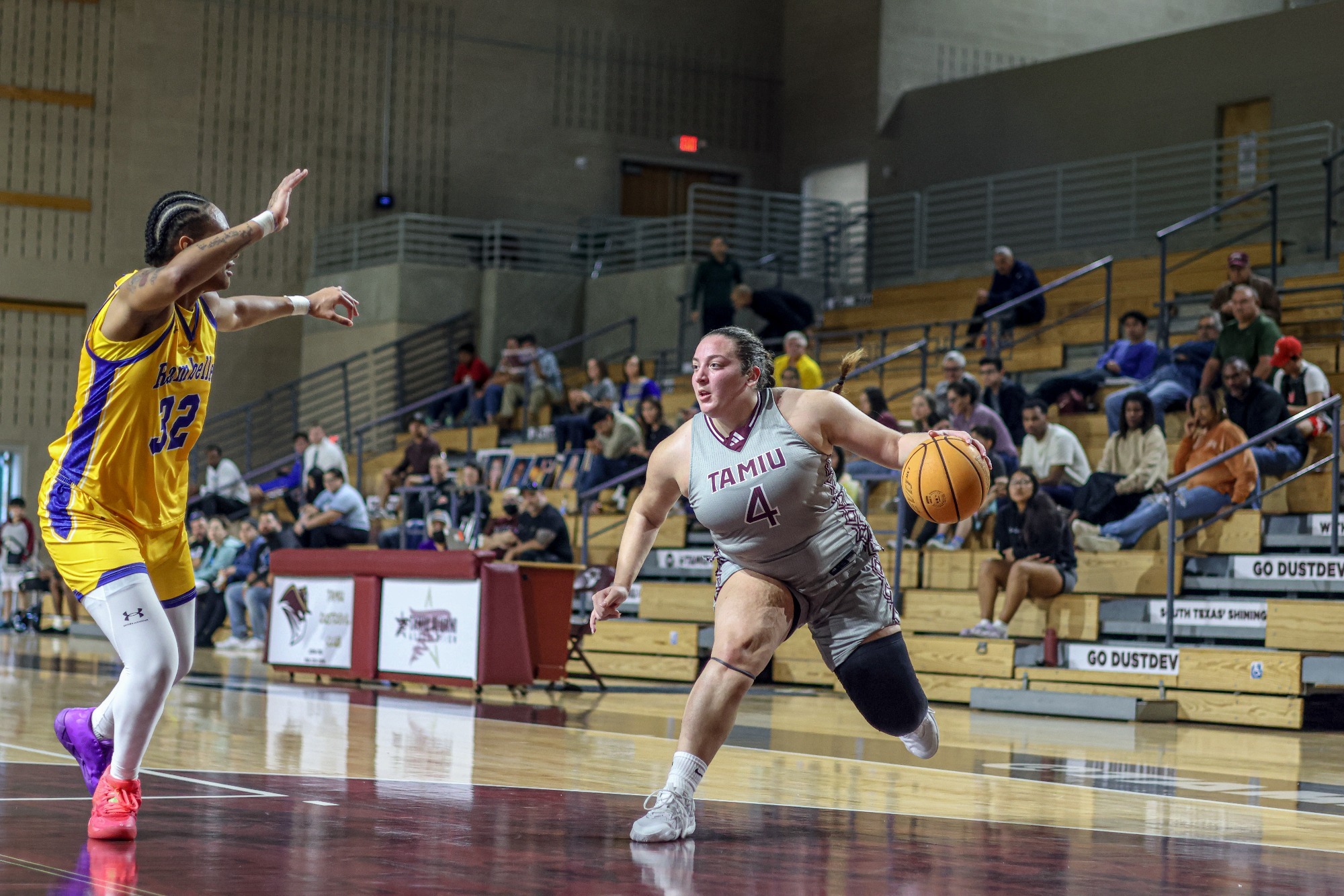 Dustdevils fall to Buffs - Texas A&M International University Athletics