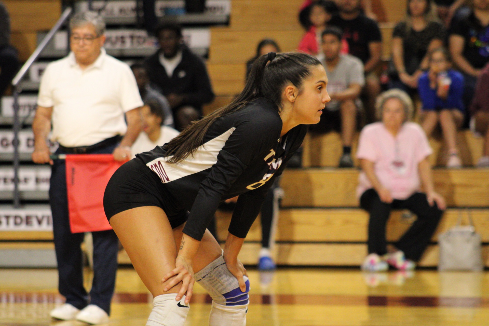TAMIU Volleyball Cruises Past CSU-Pueblo, 3-0 - Texas A&M International University Athletics