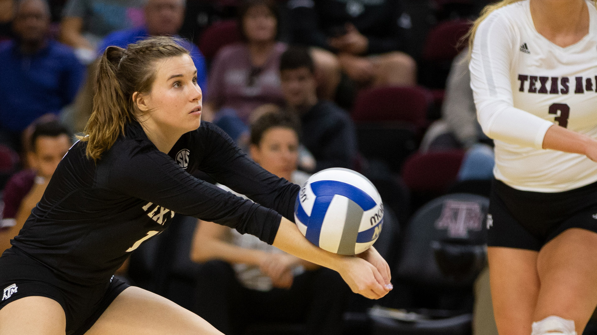 Amy Houser - Volleyball - Texas A&M Athletics - 12thMan.com