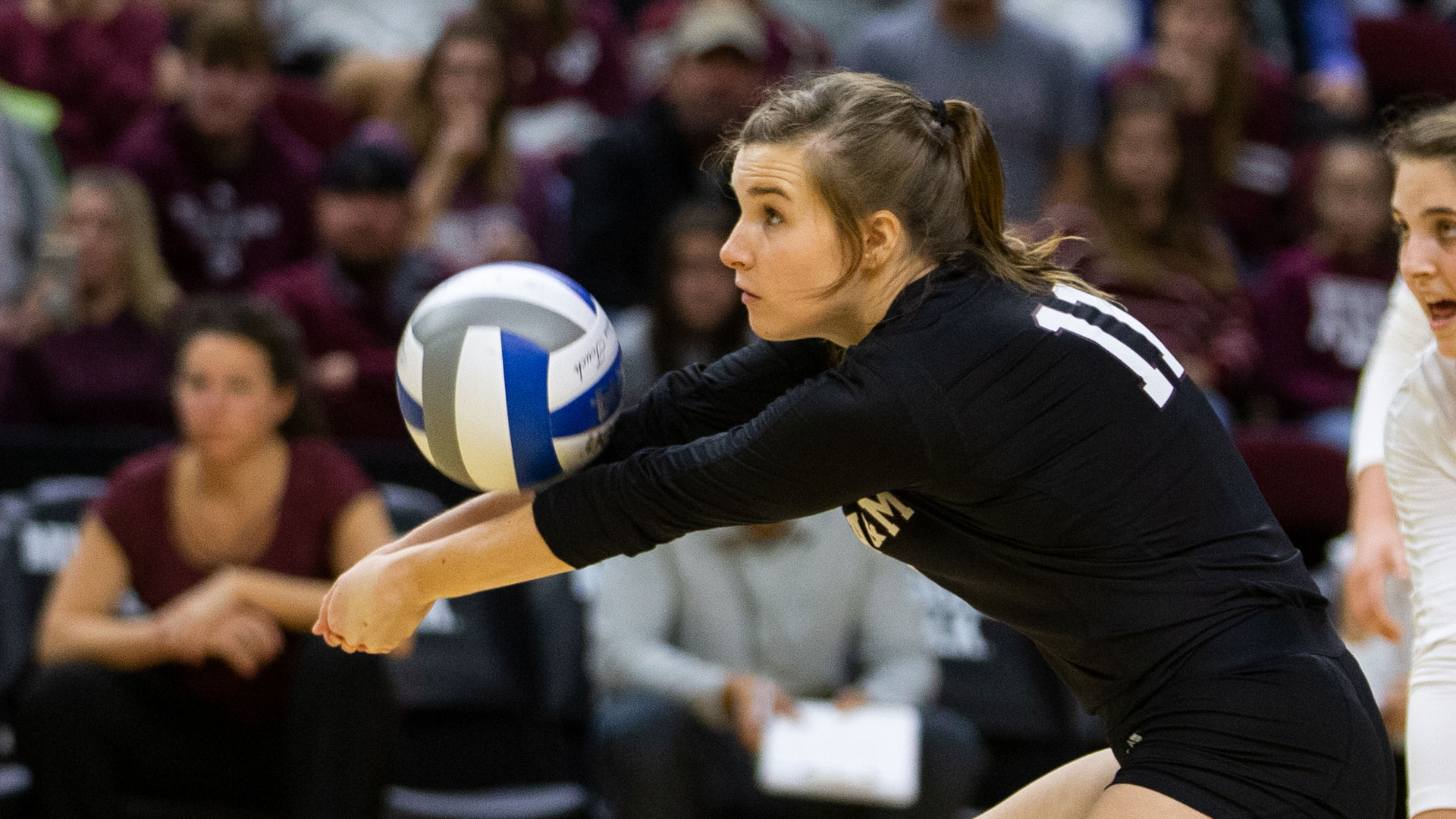 Amy Houser - Volleyball - Texas A&M Athletics - 12thMan.com