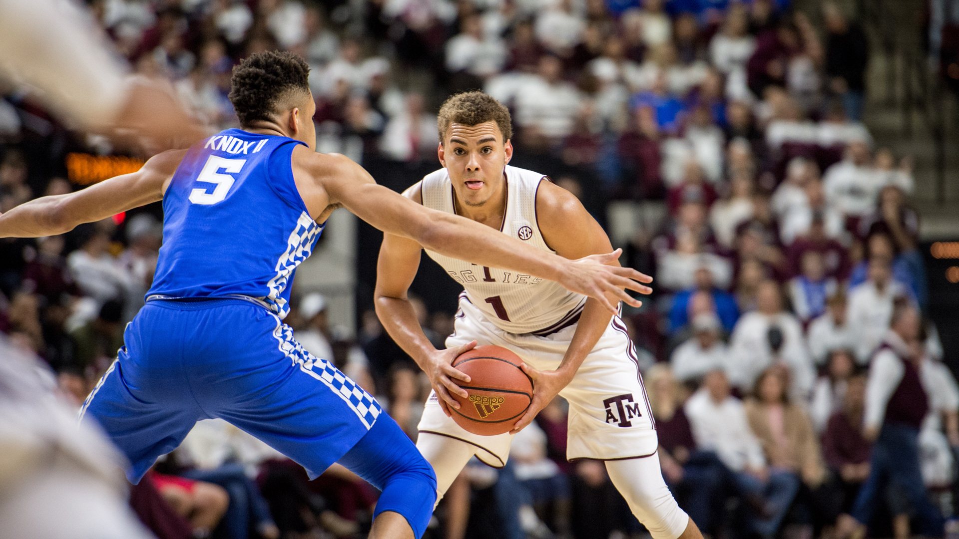 DJ Hogg - Men's Basketball - Texas A&M Athletics - 12thMan.com