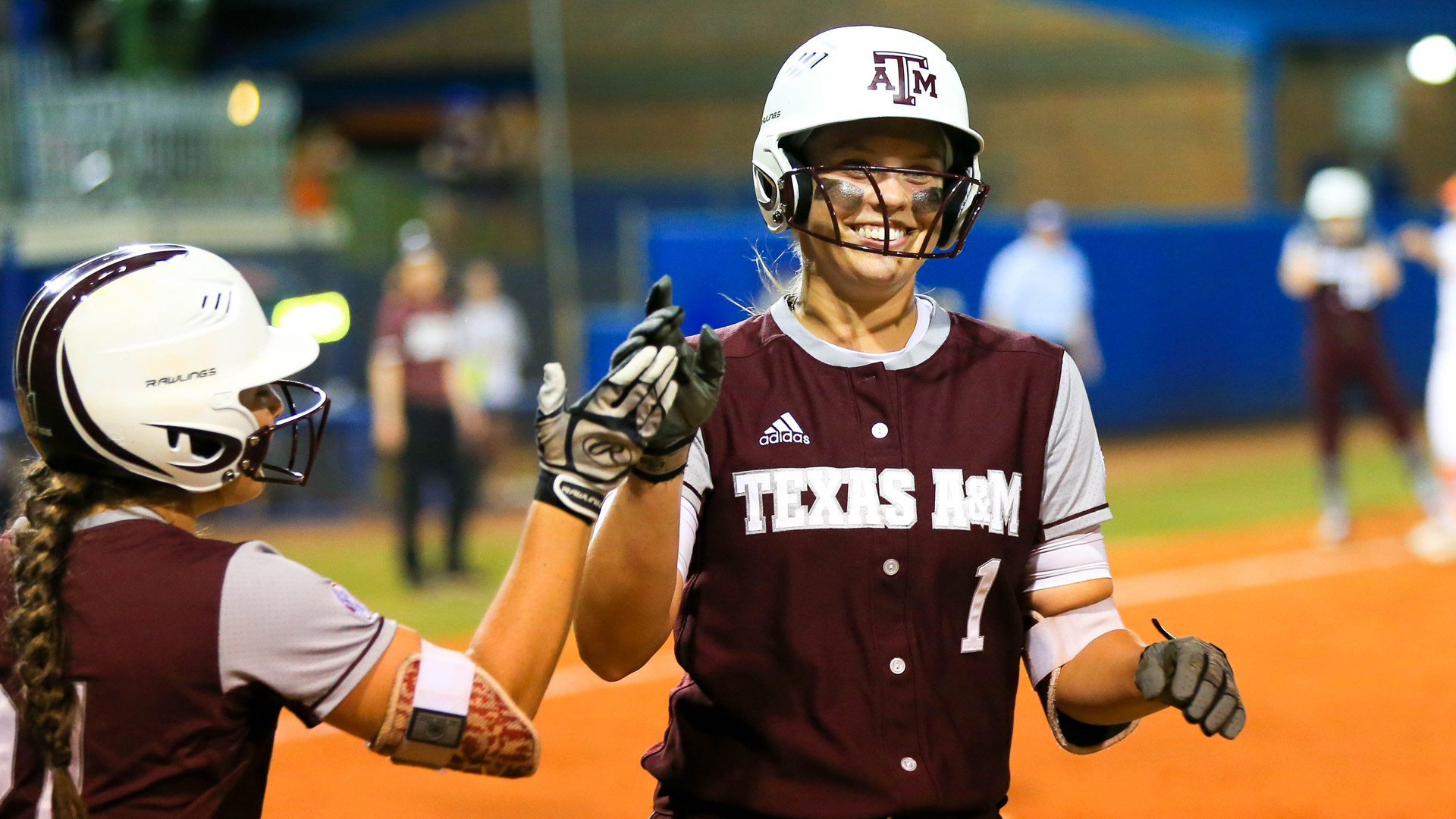 Samantha Show - Softball - Texas A&M Athletics - 12thMan.com