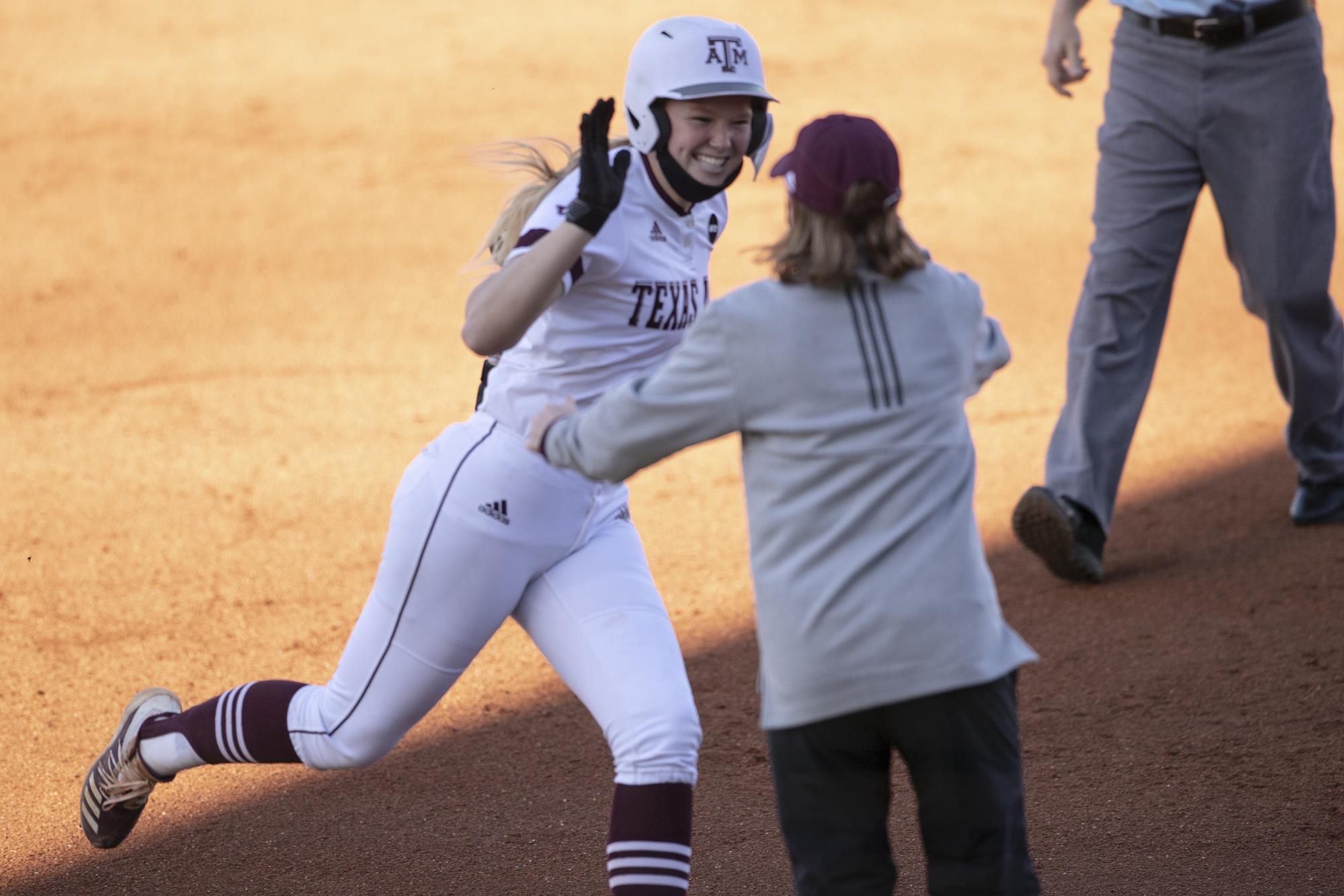 Shaylee Ackerman - Softball - Texas A&M Athletics - 12thMan.com