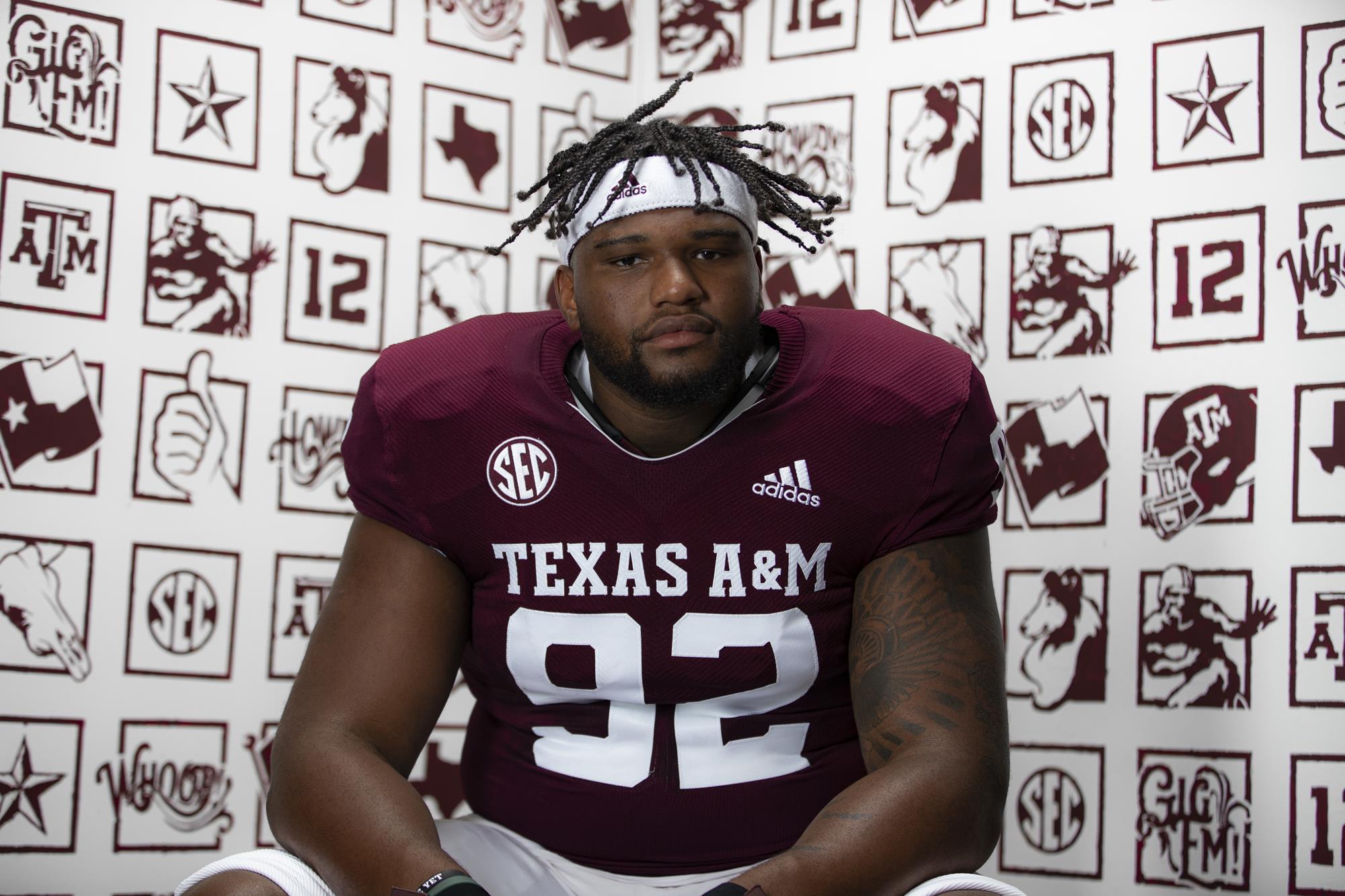 Jayden Peevy - Football - Texas A&M Athletics - 12thMan.com