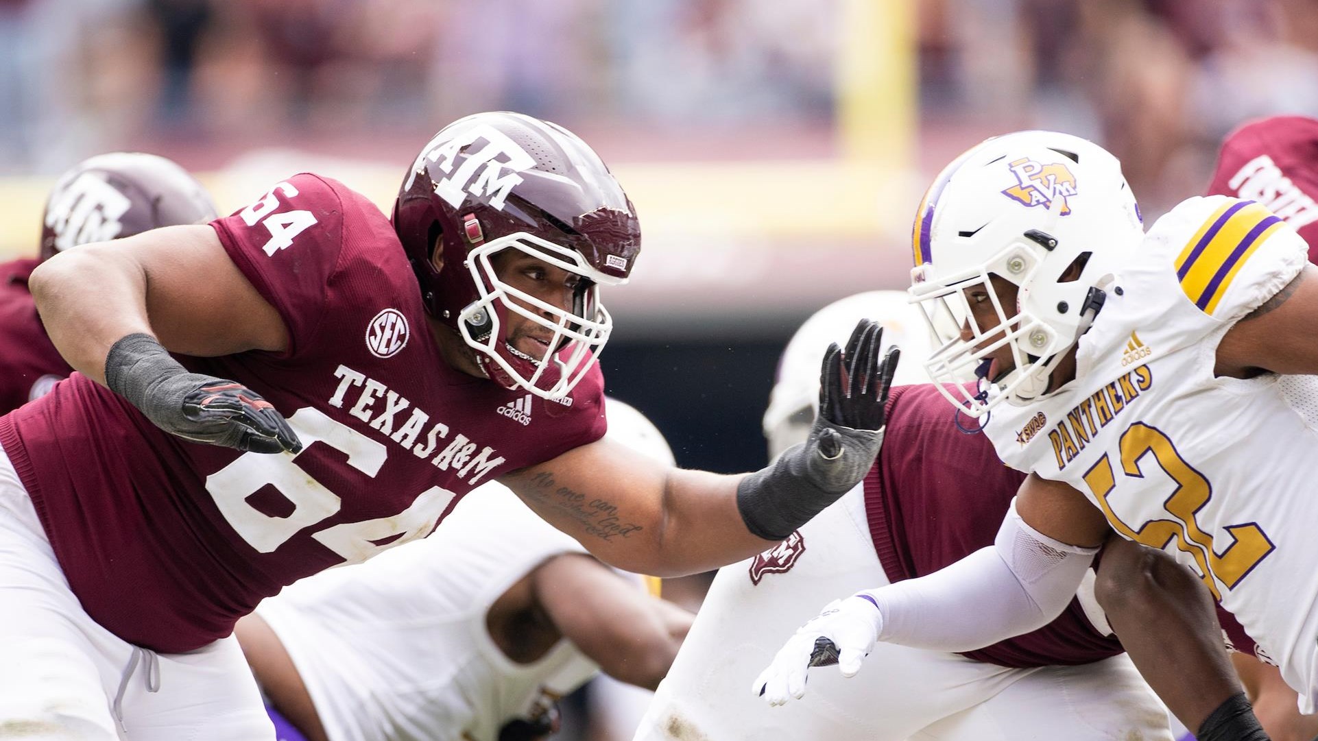 Layden Robinson - Football - Texas A&M Athletics - 12thMan.com