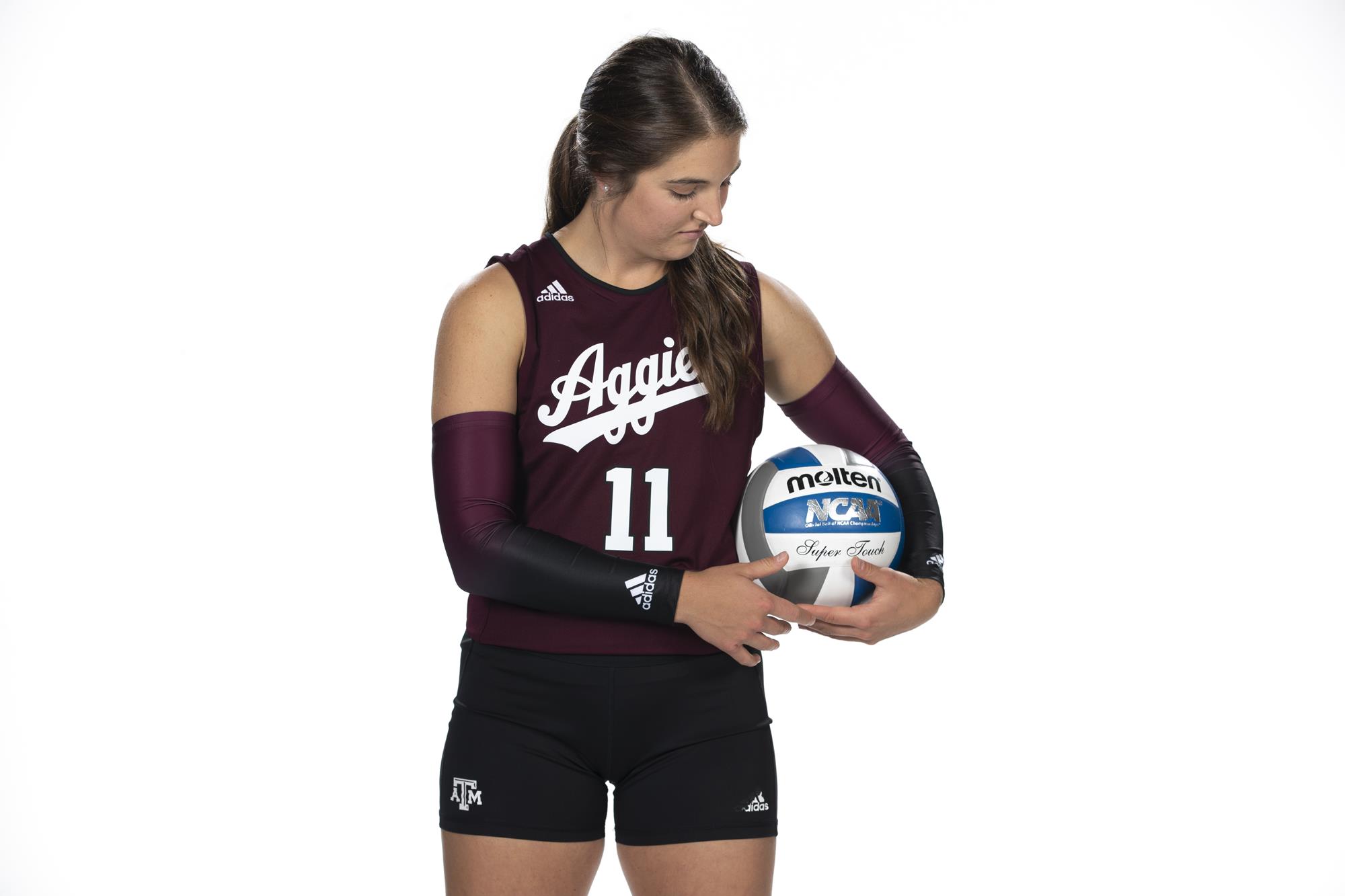 Allison Fields - Volleyball - Texas A&M Athletics - 12thMan.com