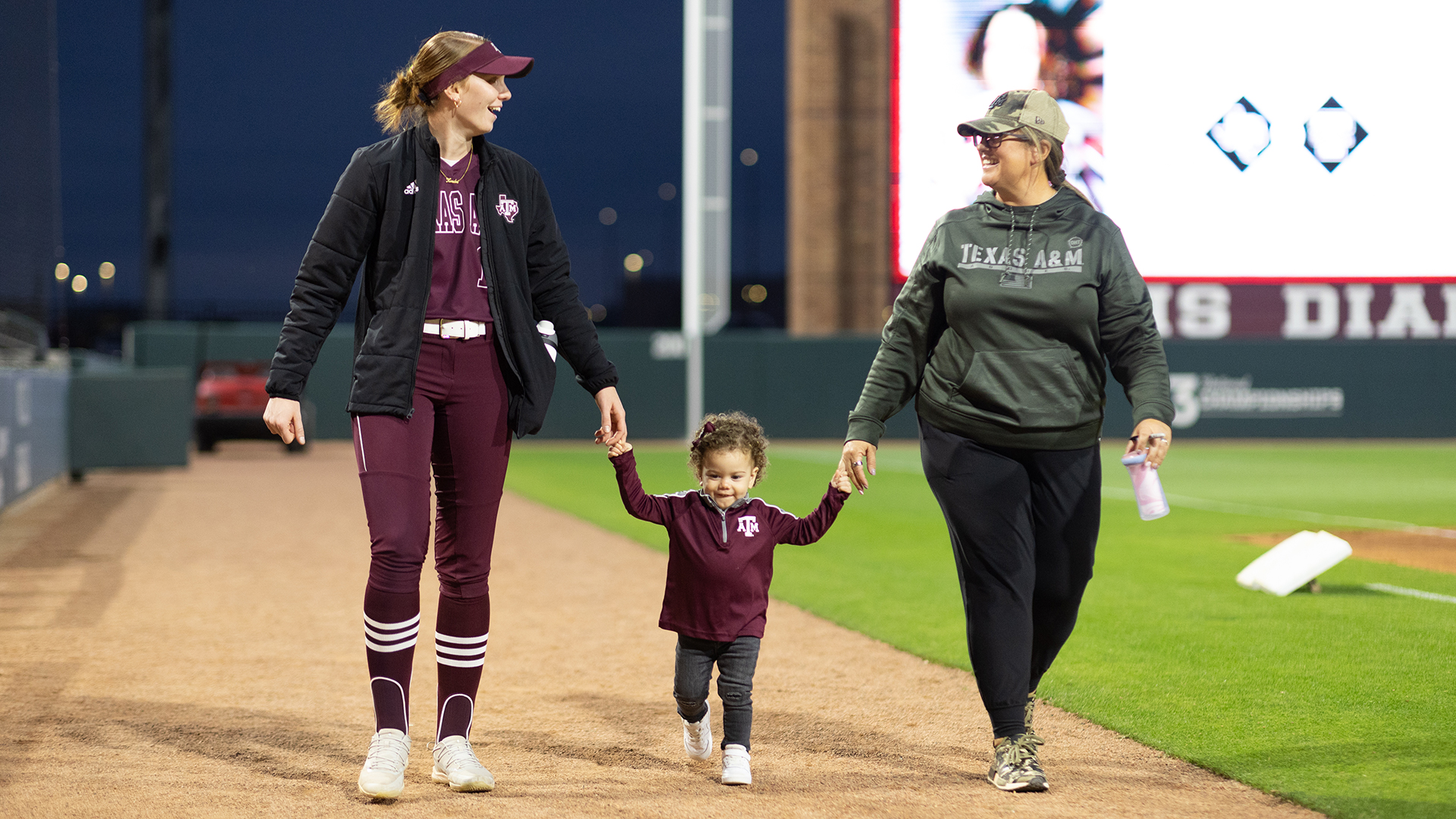 Madison Preston - Softball - Texas A&M Athletics - 12thMan.com