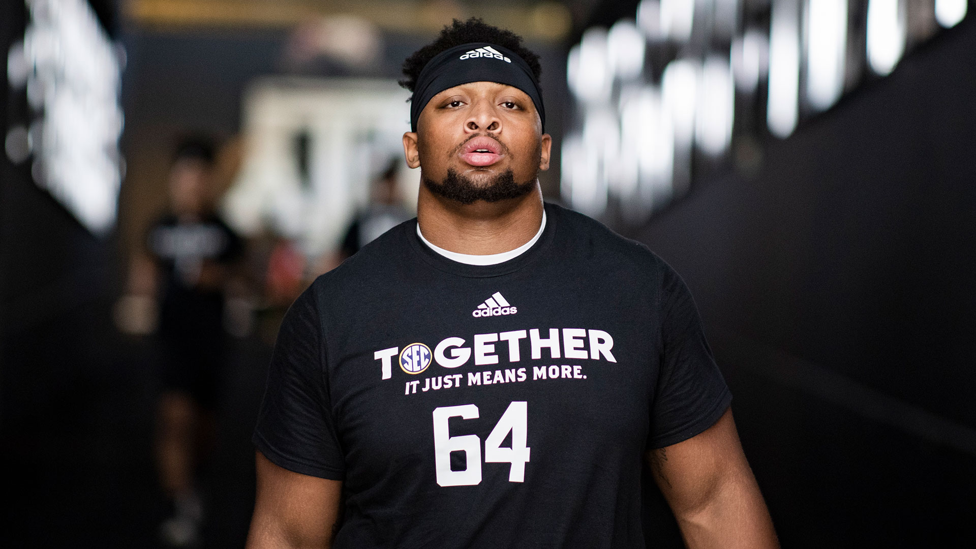 Layden Robinson - Football - Texas A&M Athletics - 12thMan.com