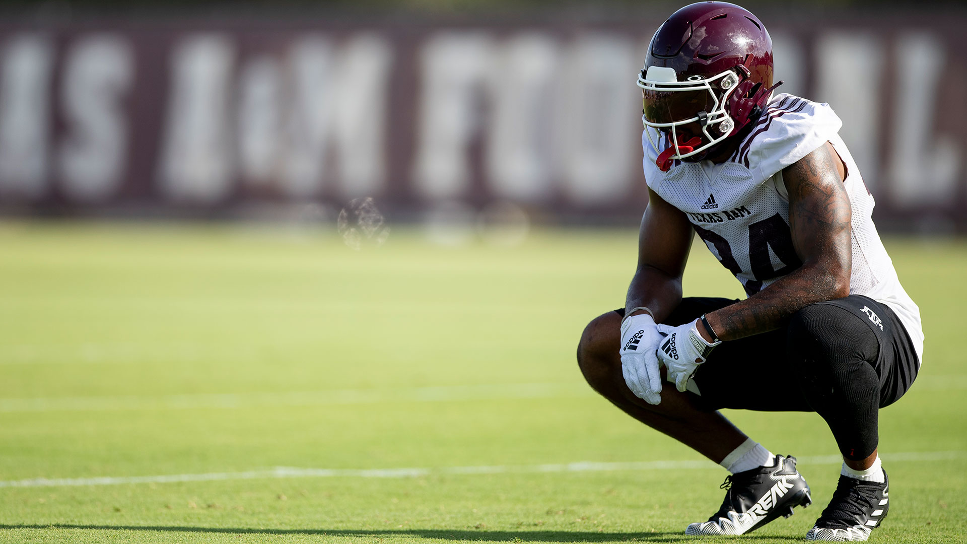 Chris Russell Jr. - Football - Texas A&M Athletics - 12thMan.com