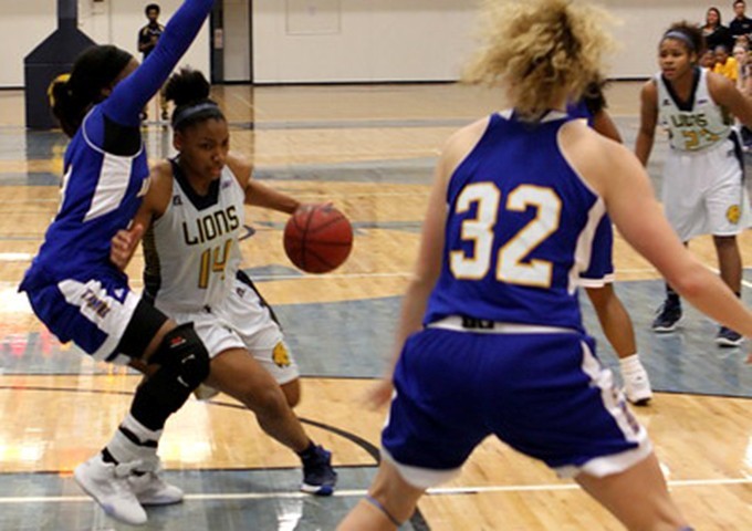 Khala Riley - Women's Basketball - Texas A&M University-Commerce Athletics