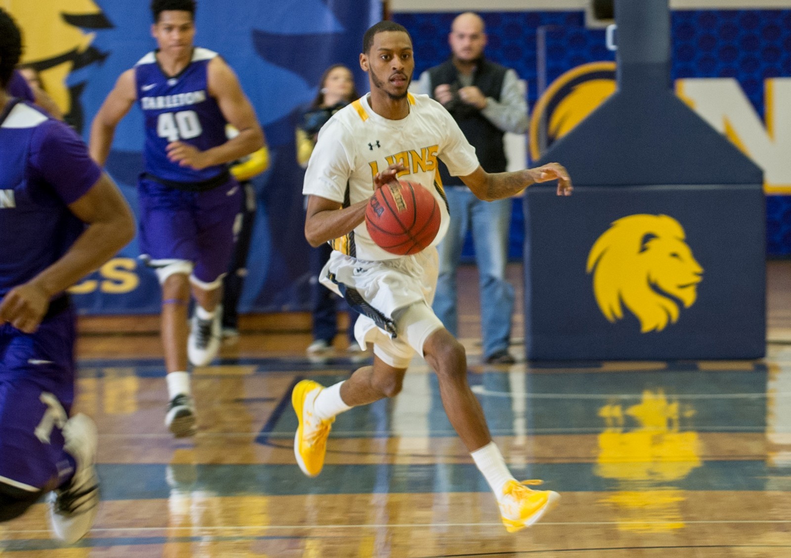 Malik Albert - Men's Basketball - Texas A&M University-Commerce Athletics