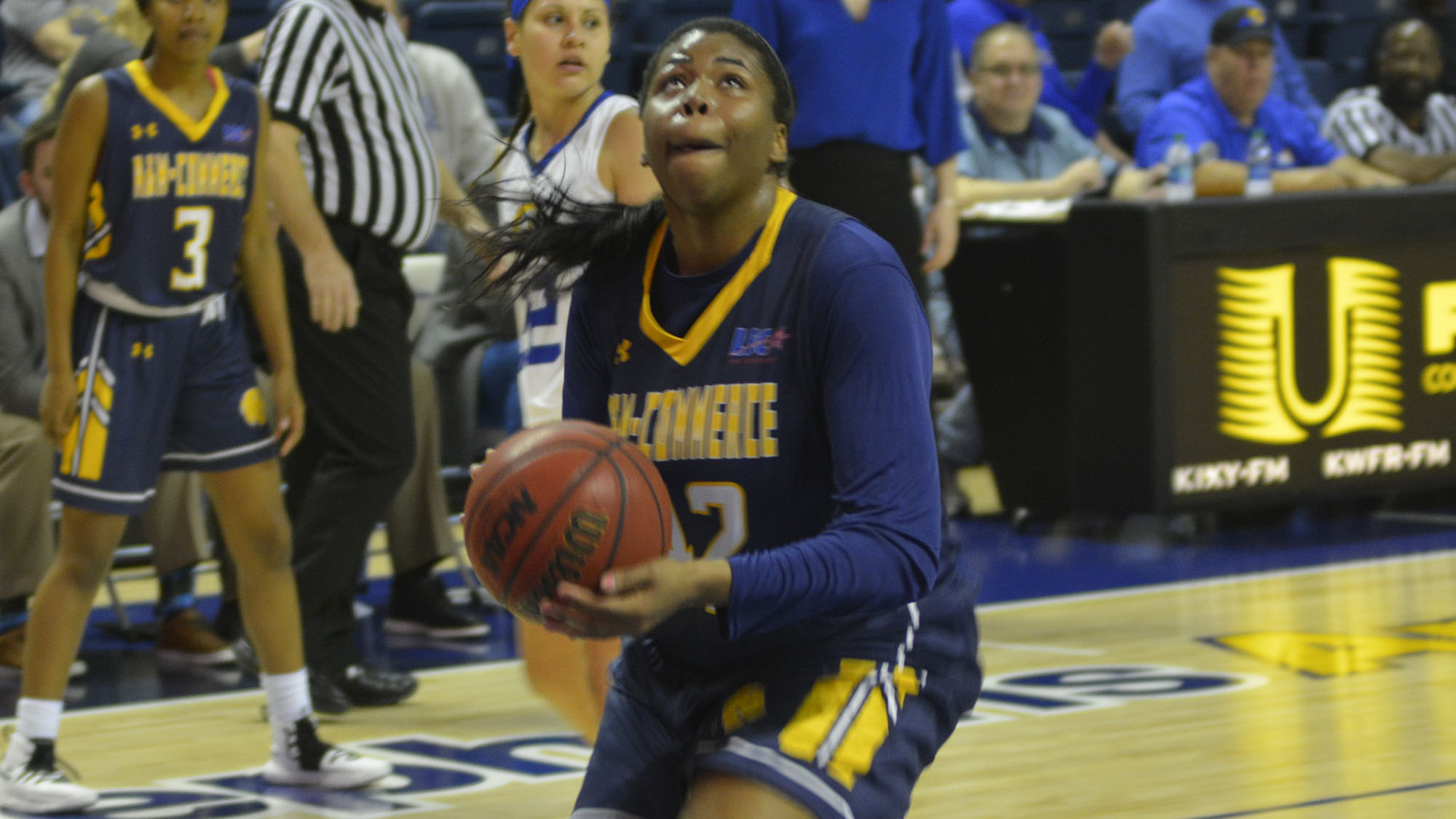 Alexis Bryant - Women's Basketball - Texas A&M University-Commerce ...